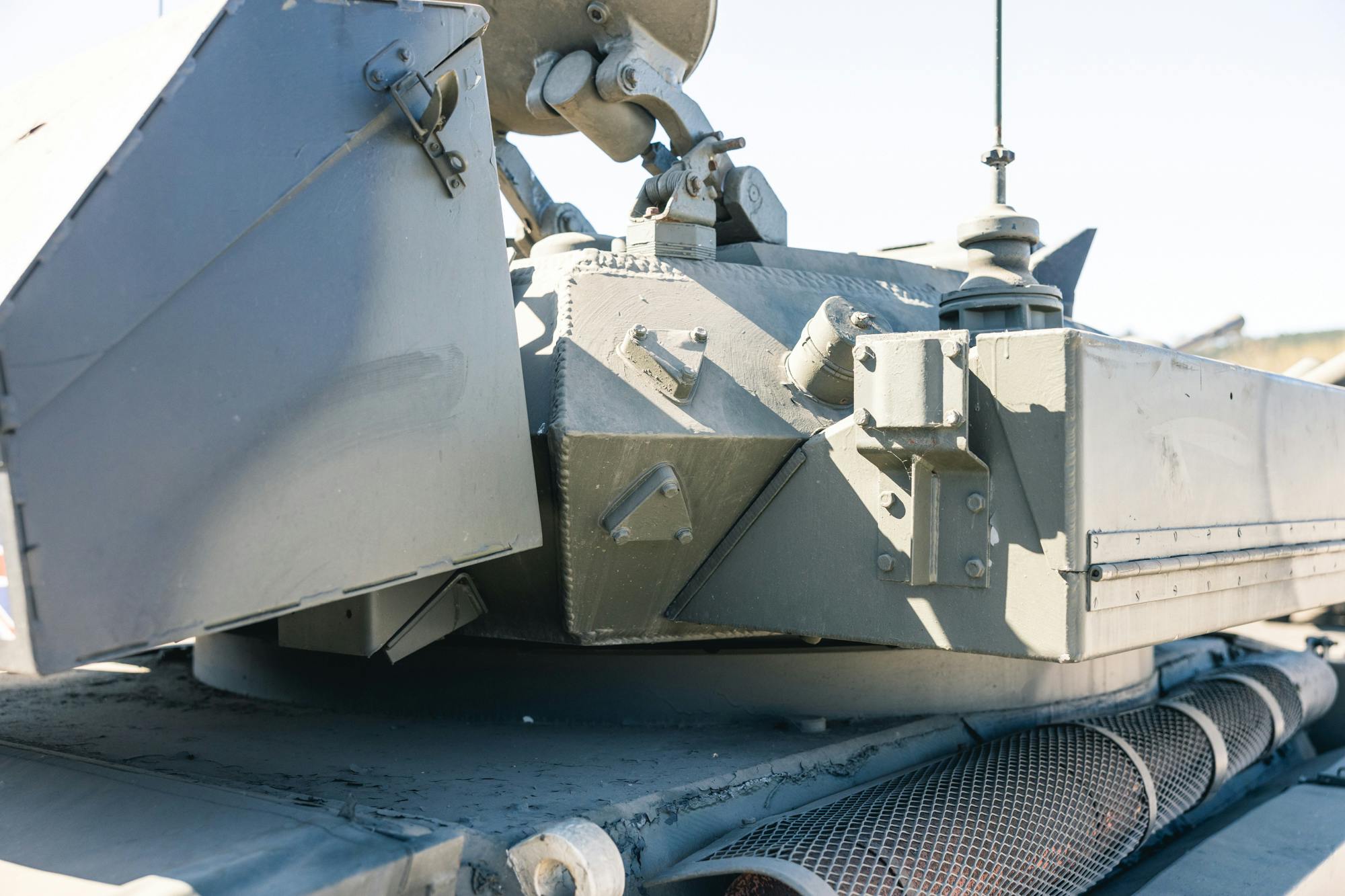 NO RESERVE: ALVIS SABRE LIGHT TANK