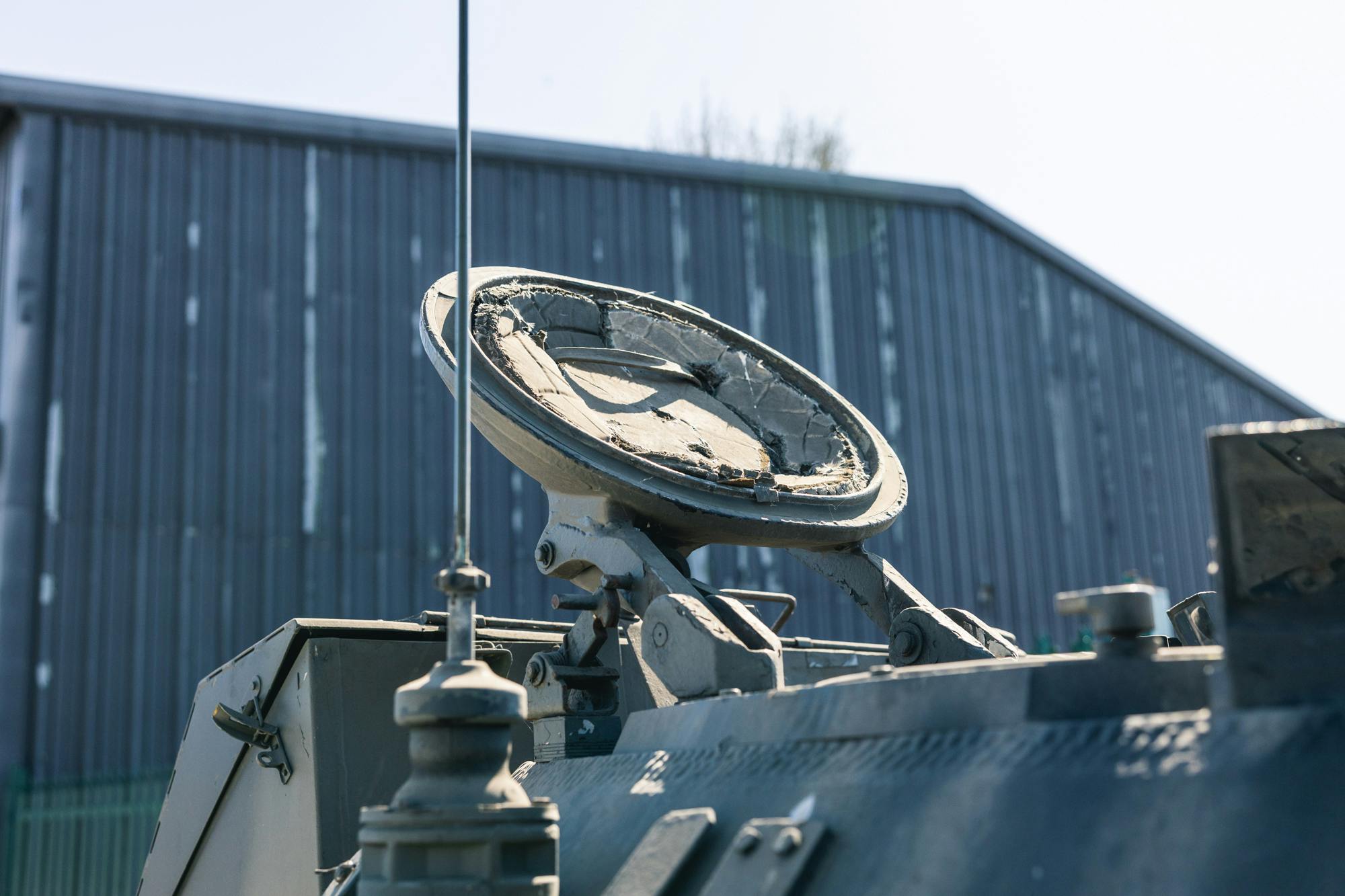 NO RESERVE: ALVIS SABRE LIGHT TANK