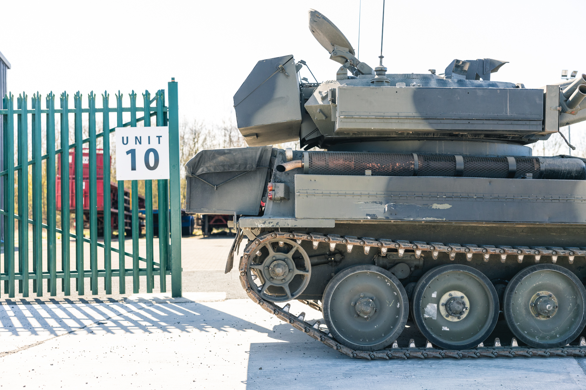 NO RESERVE: ALVIS SABRE LIGHT TANK