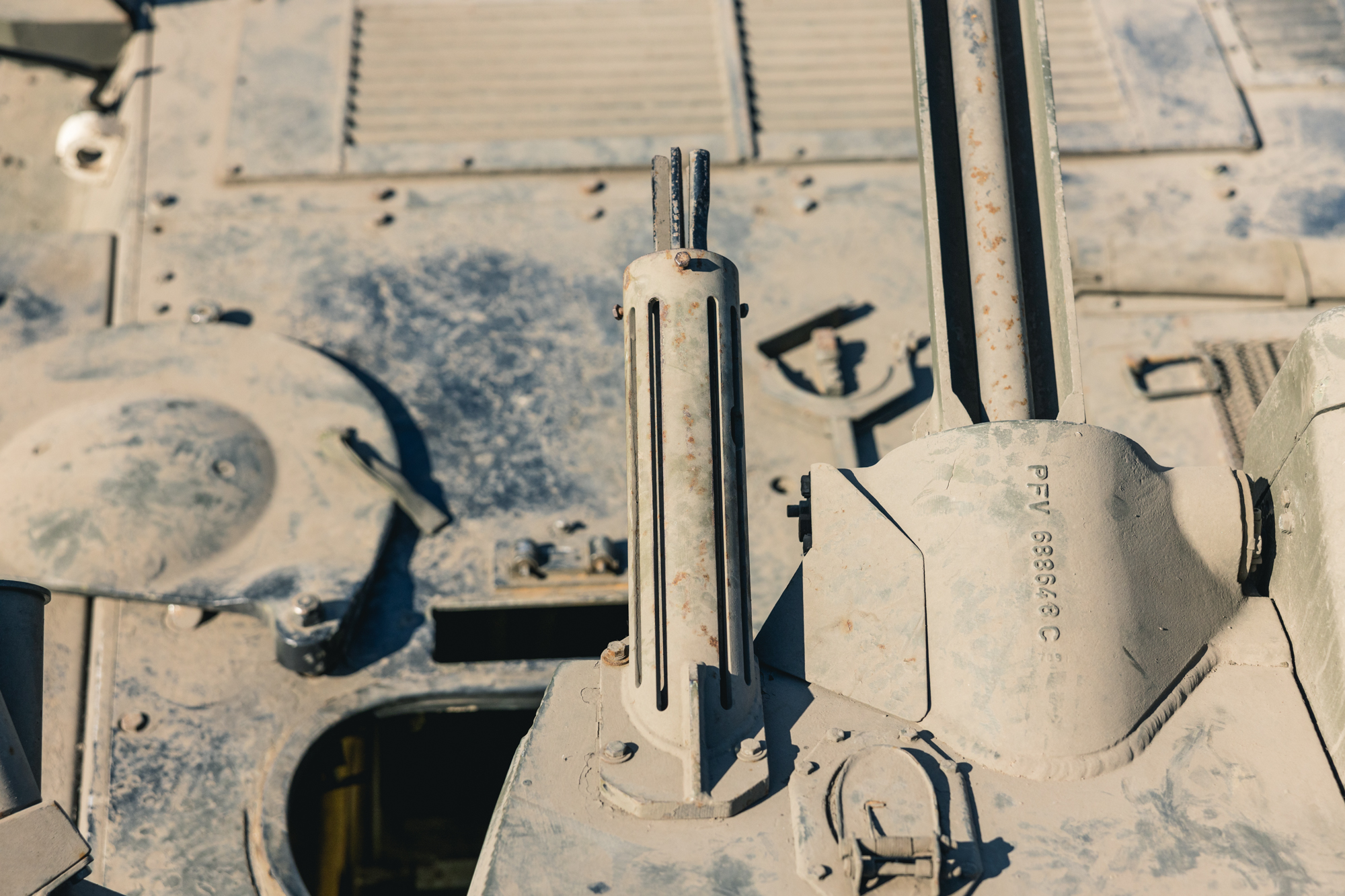 NO RESERVE: ALVIS SABRE LIGHT TANK