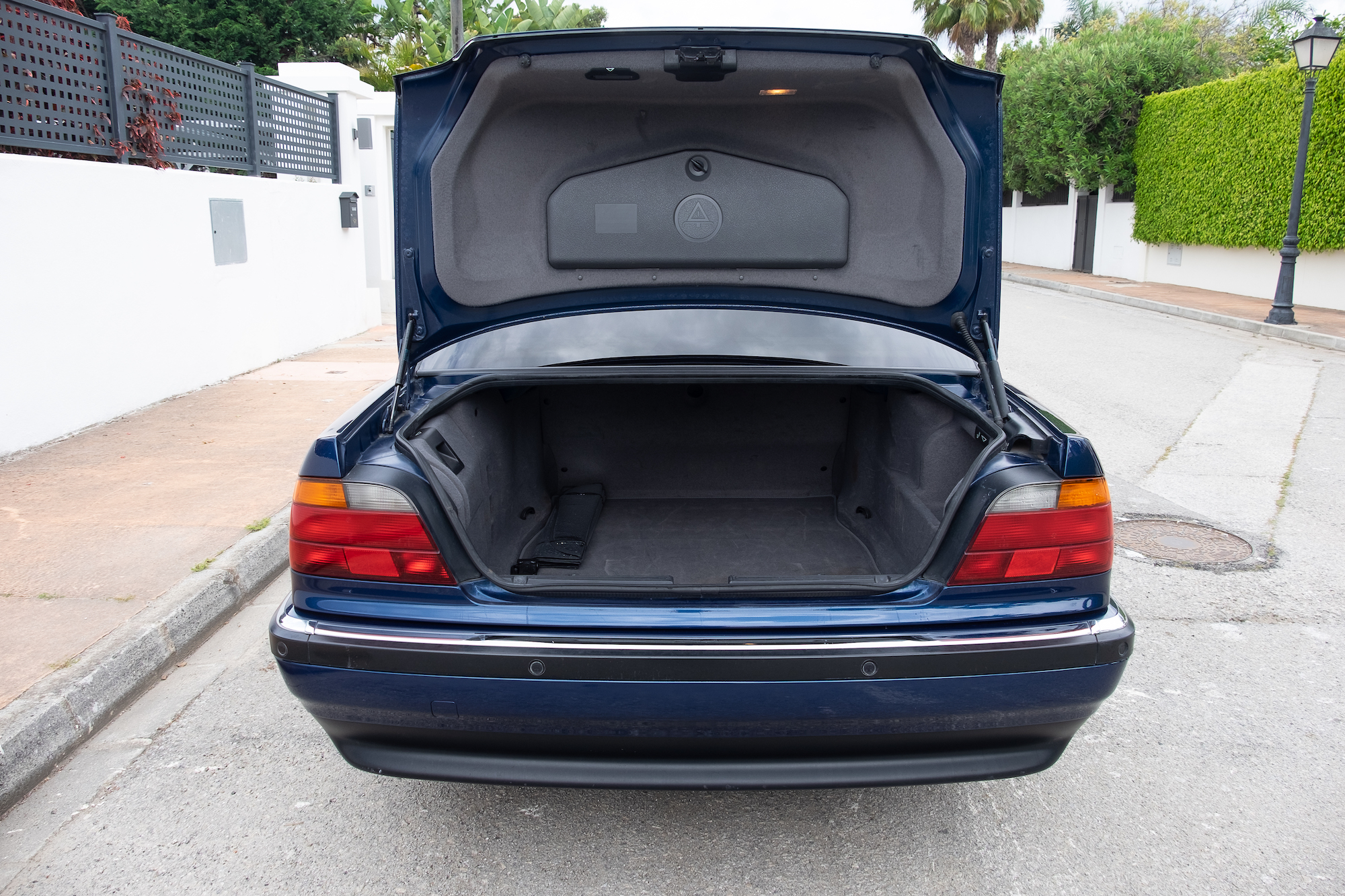 1998 BMW (E38) 750IL