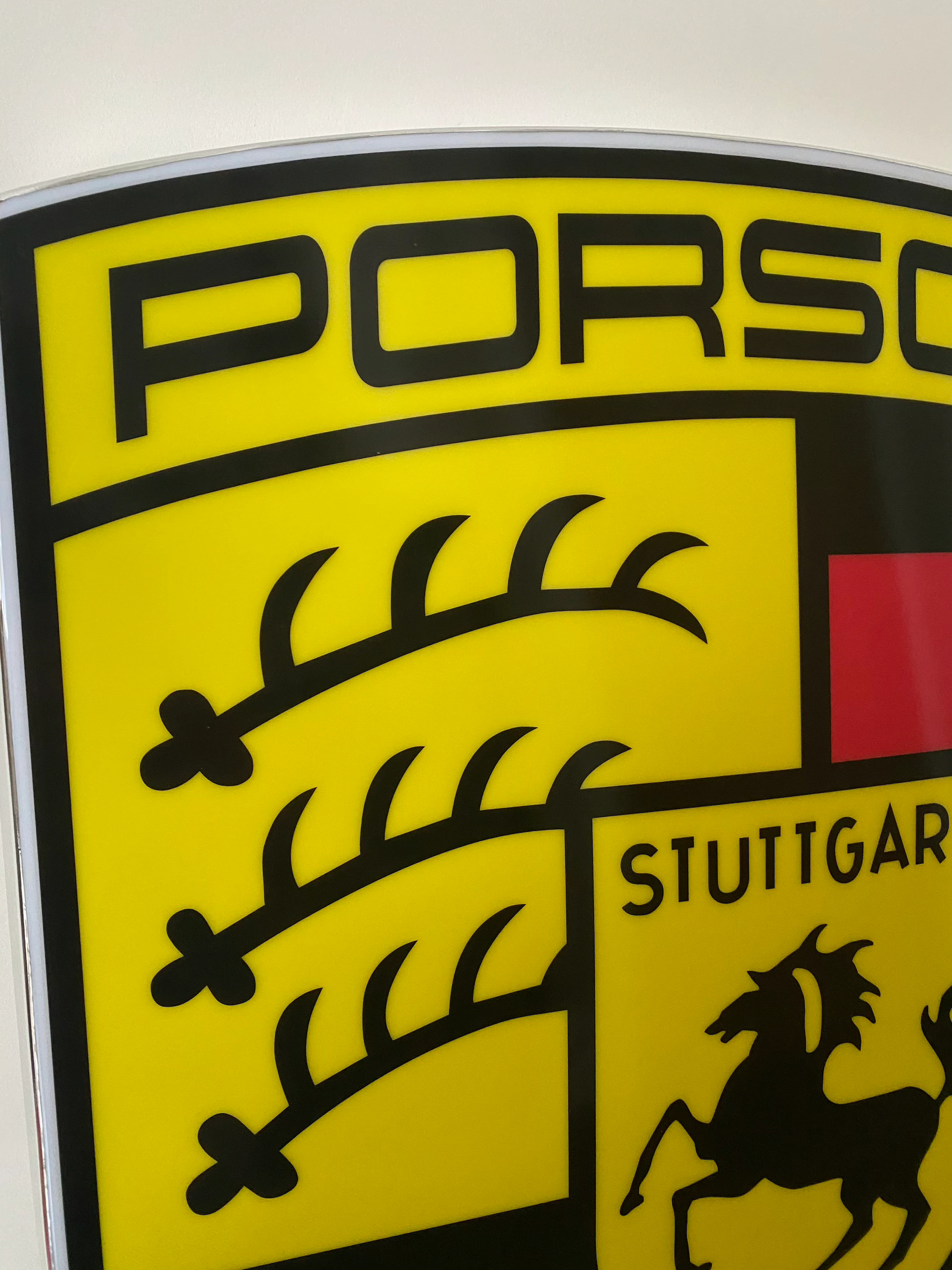 PORSCHE CREST ILLUMINATED SIGN