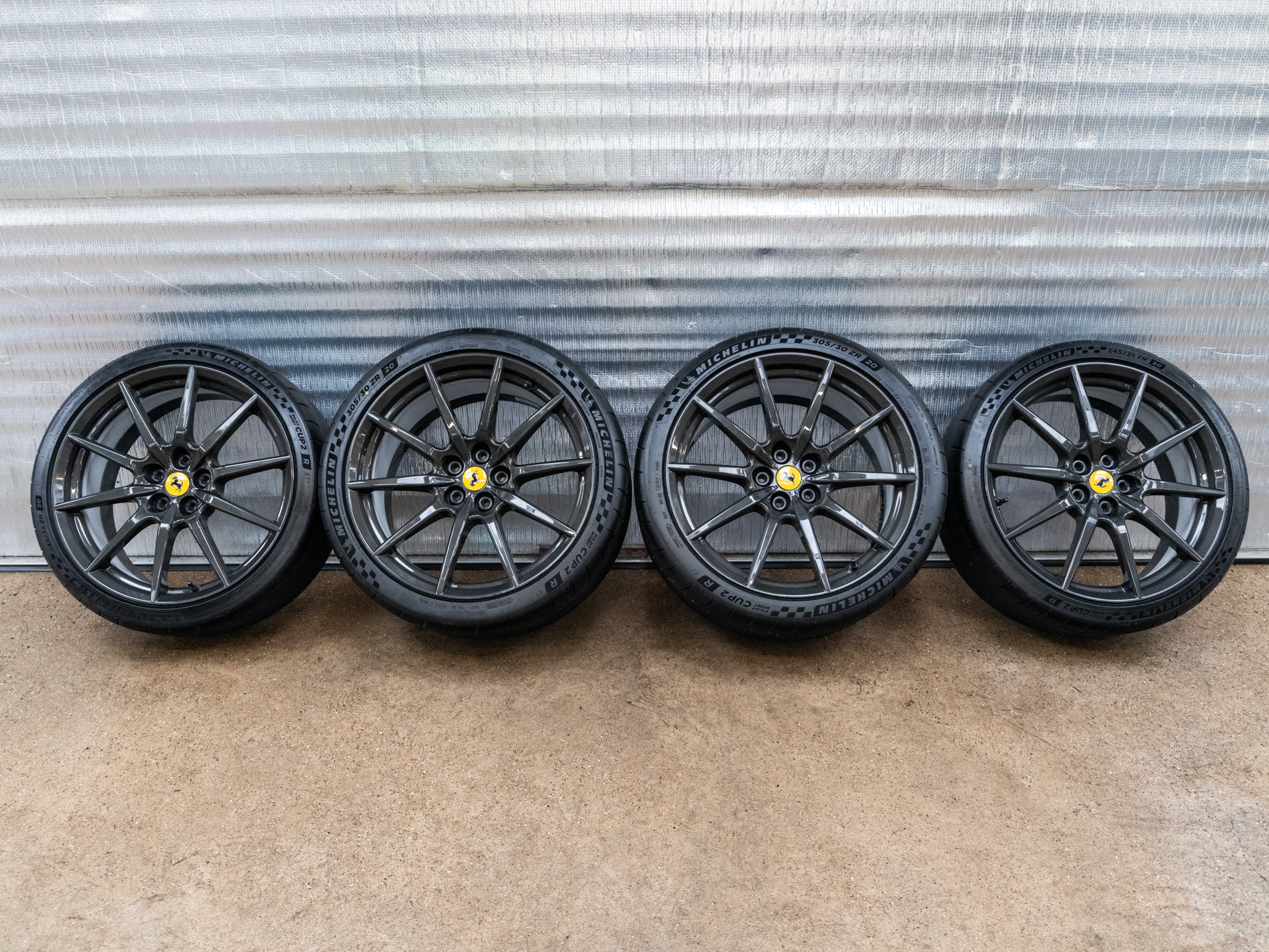 FERRARI 488 PISTA CARBON FIBRE WHEELS
