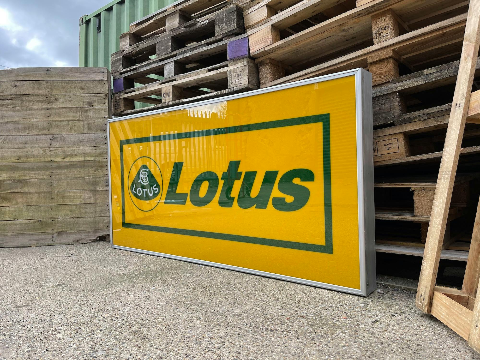 LOTUS ILLUMINATED SIGN