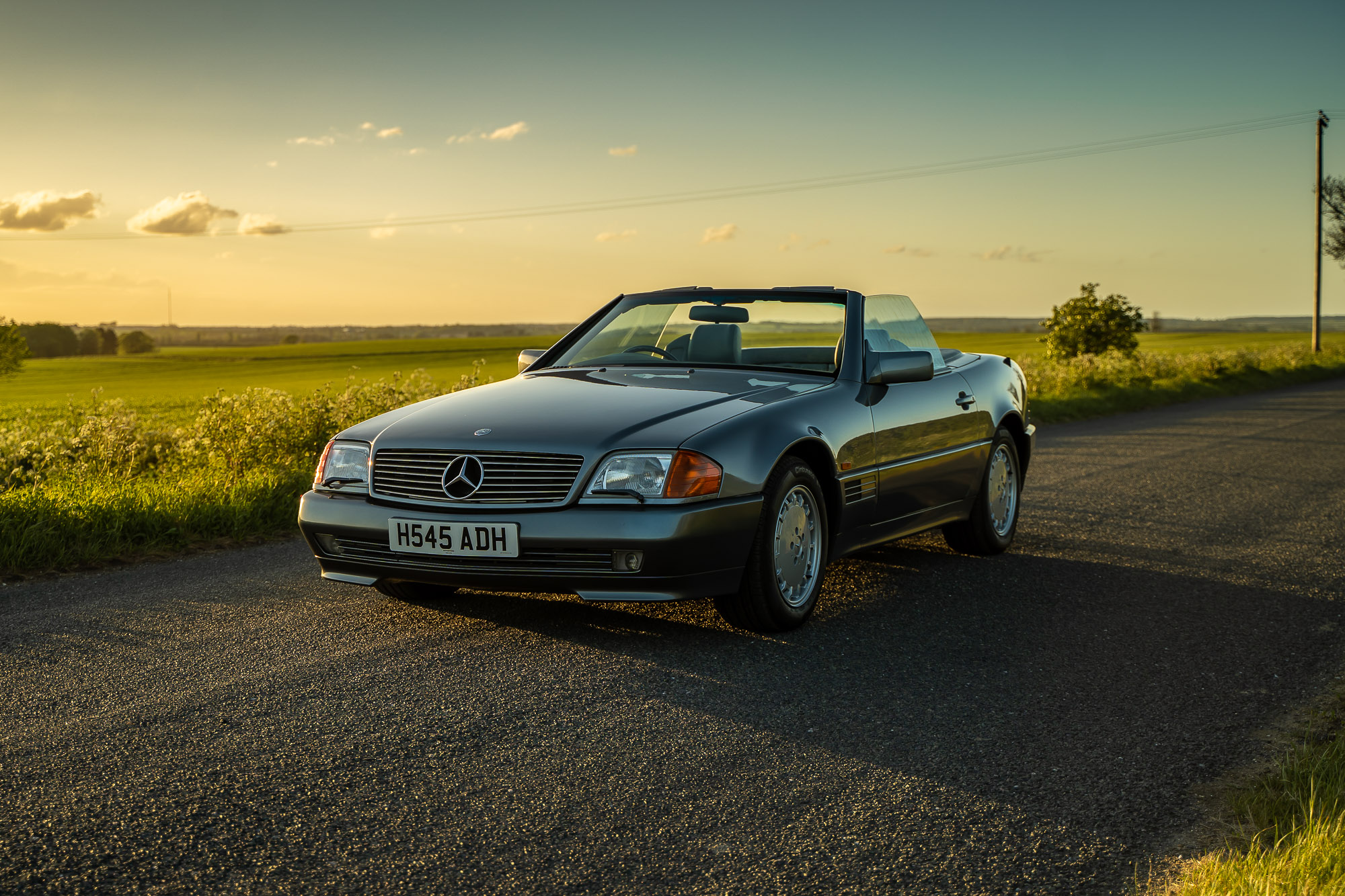 1990 MERCEDES-BENZ (R129) 500SL - 42,750 miles for sale by auction in ...