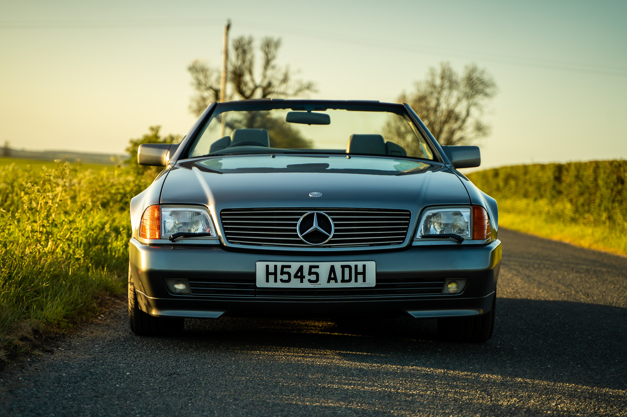 1990 MERCEDES-BENZ (R129) 500SL - 42,750 miles for sale by auction in ...