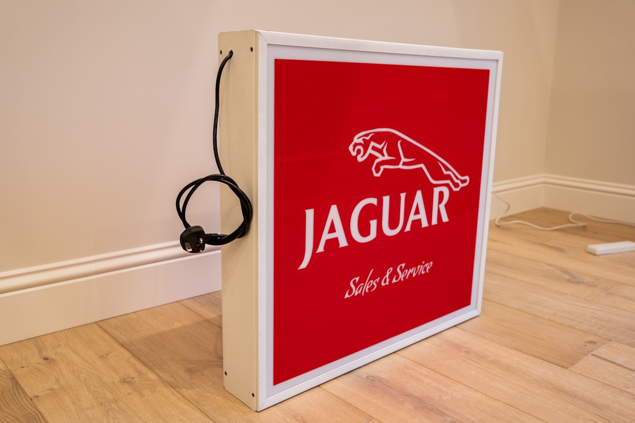 JAGUAR SALES & SERVICE ILLUMINATED SIGN