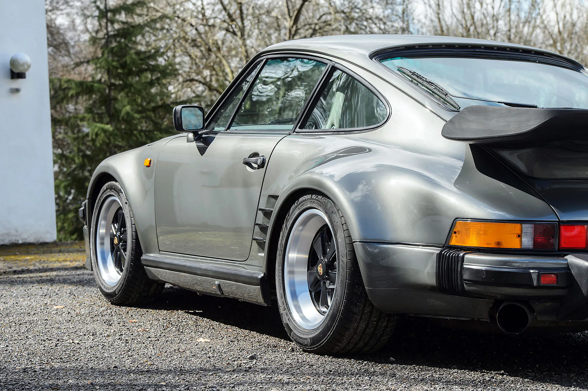 1986 PORSCHE 911 (930) TURBO 'FLACHBAU' CONVERSION