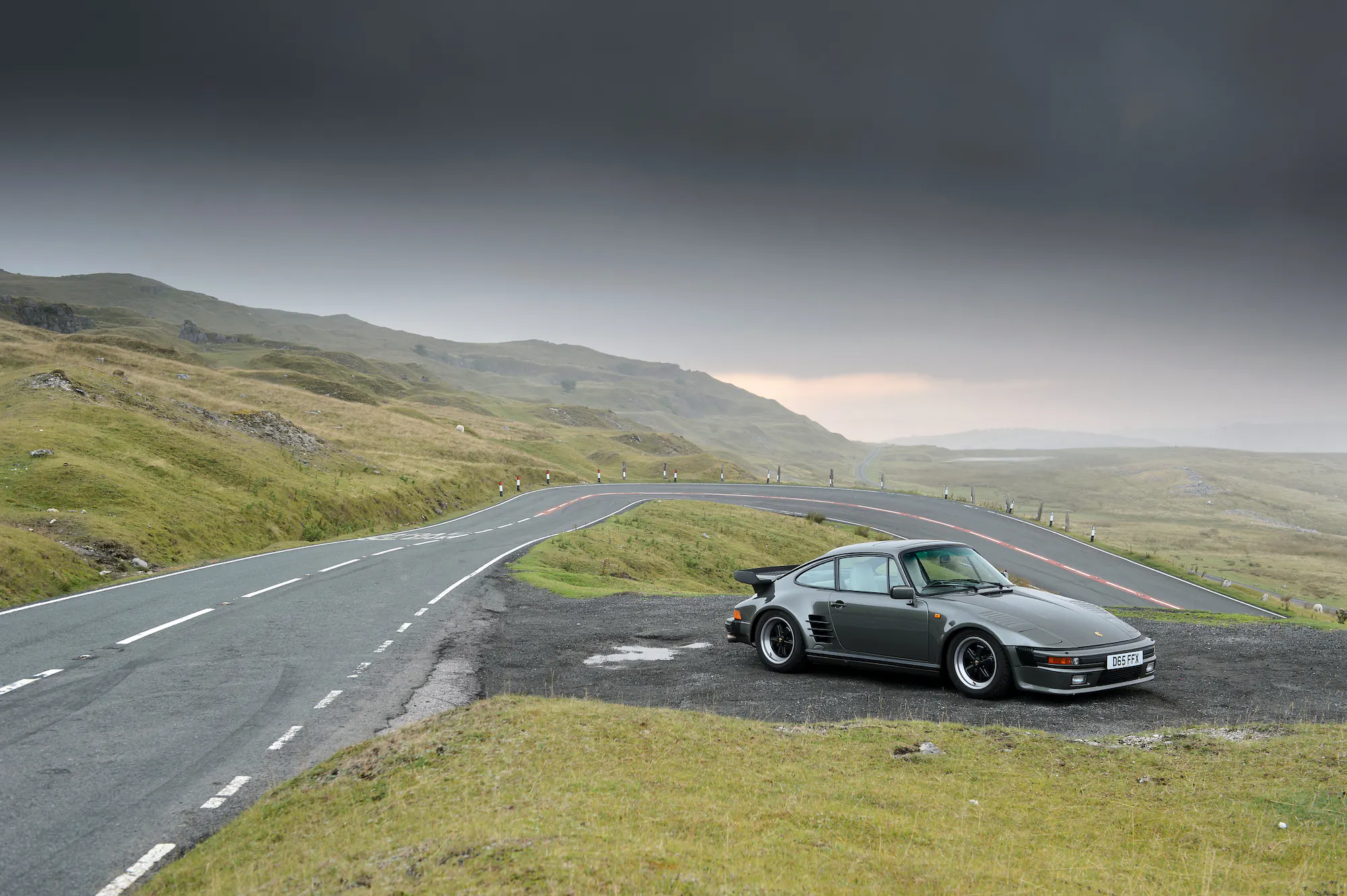 1986 PORSCHE 911 (930) TURBO 'FLACHBAU' CONVERSION