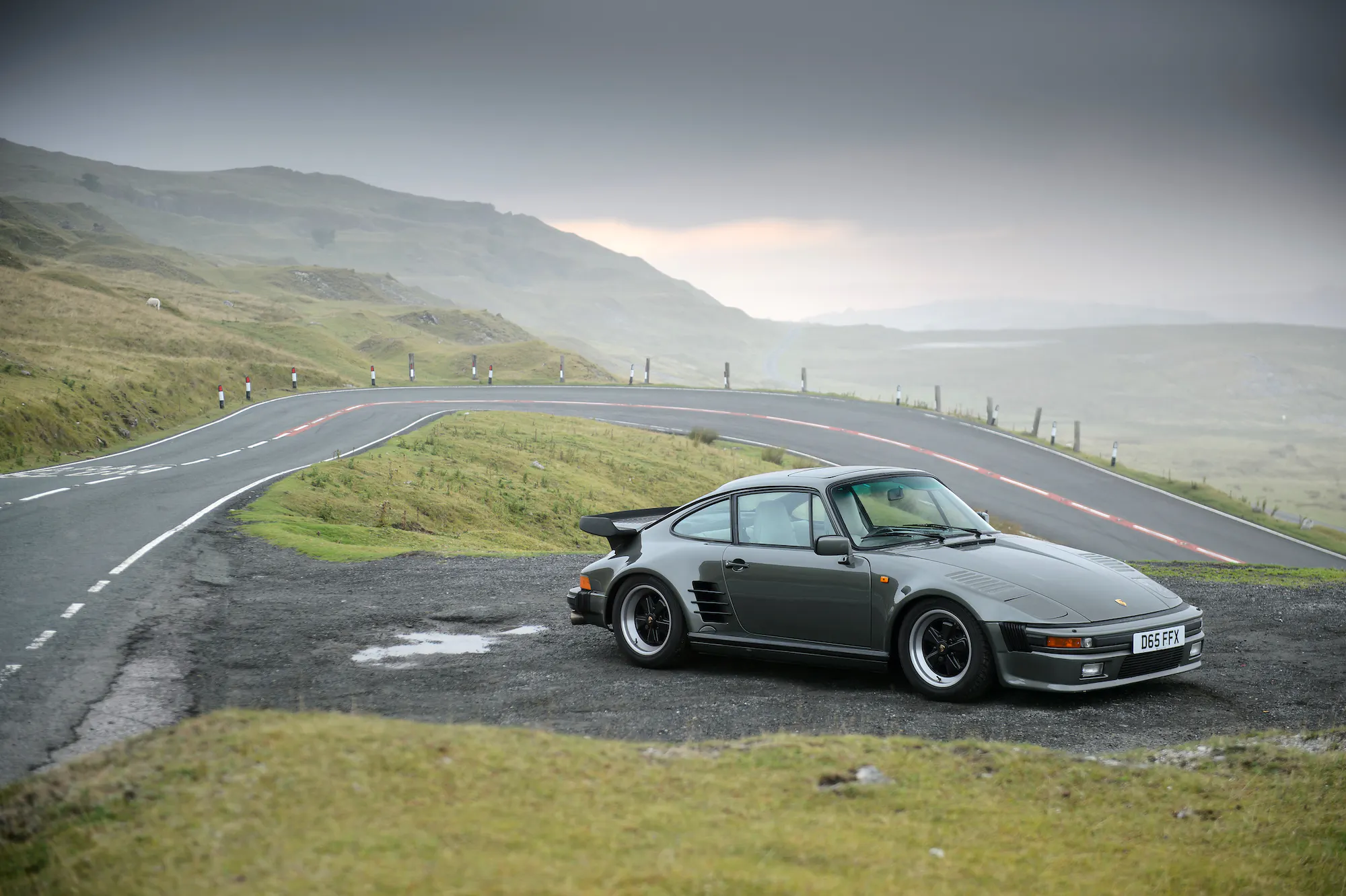 1986 PORSCHE 911 (930) TURBO 'FLACHBAU' CONVERSION