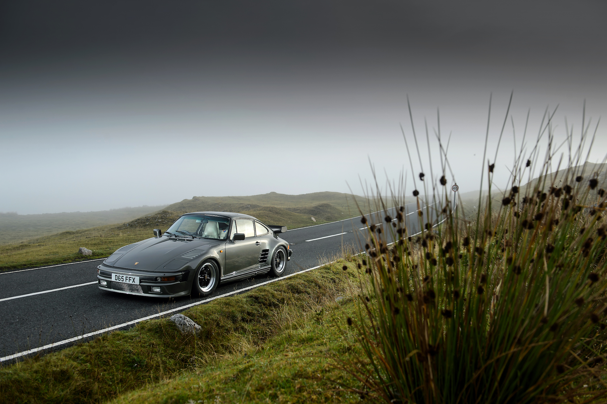 1986 PORSCHE 911 (930) TURBO 'FLACHBAU' CONVERSION