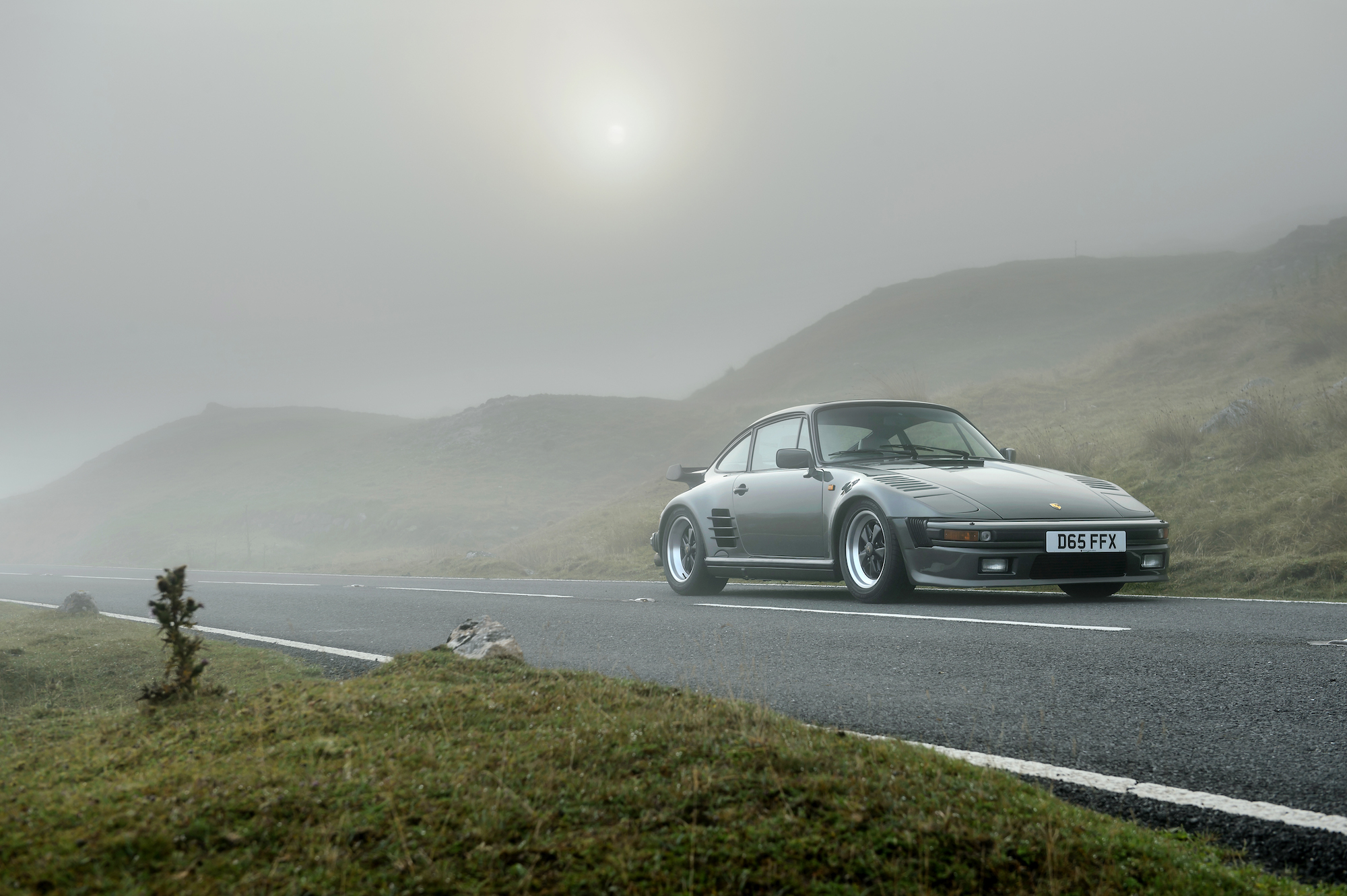 1986 PORSCHE 911 (930) TURBO 'FLACHBAU' CONVERSION
