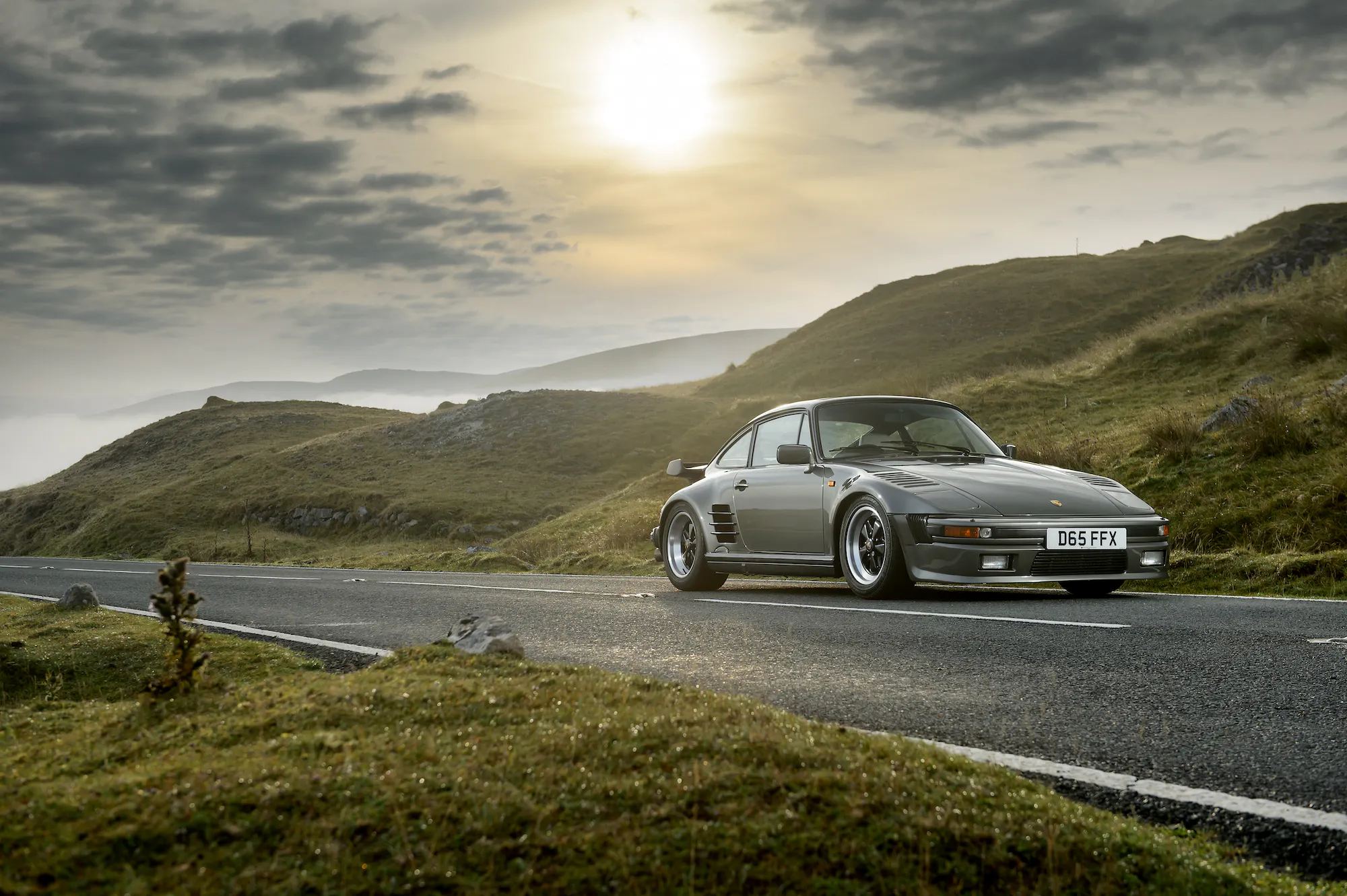 1986 PORSCHE 911 (930) TURBO 'FLACHBAU' CONVERSION