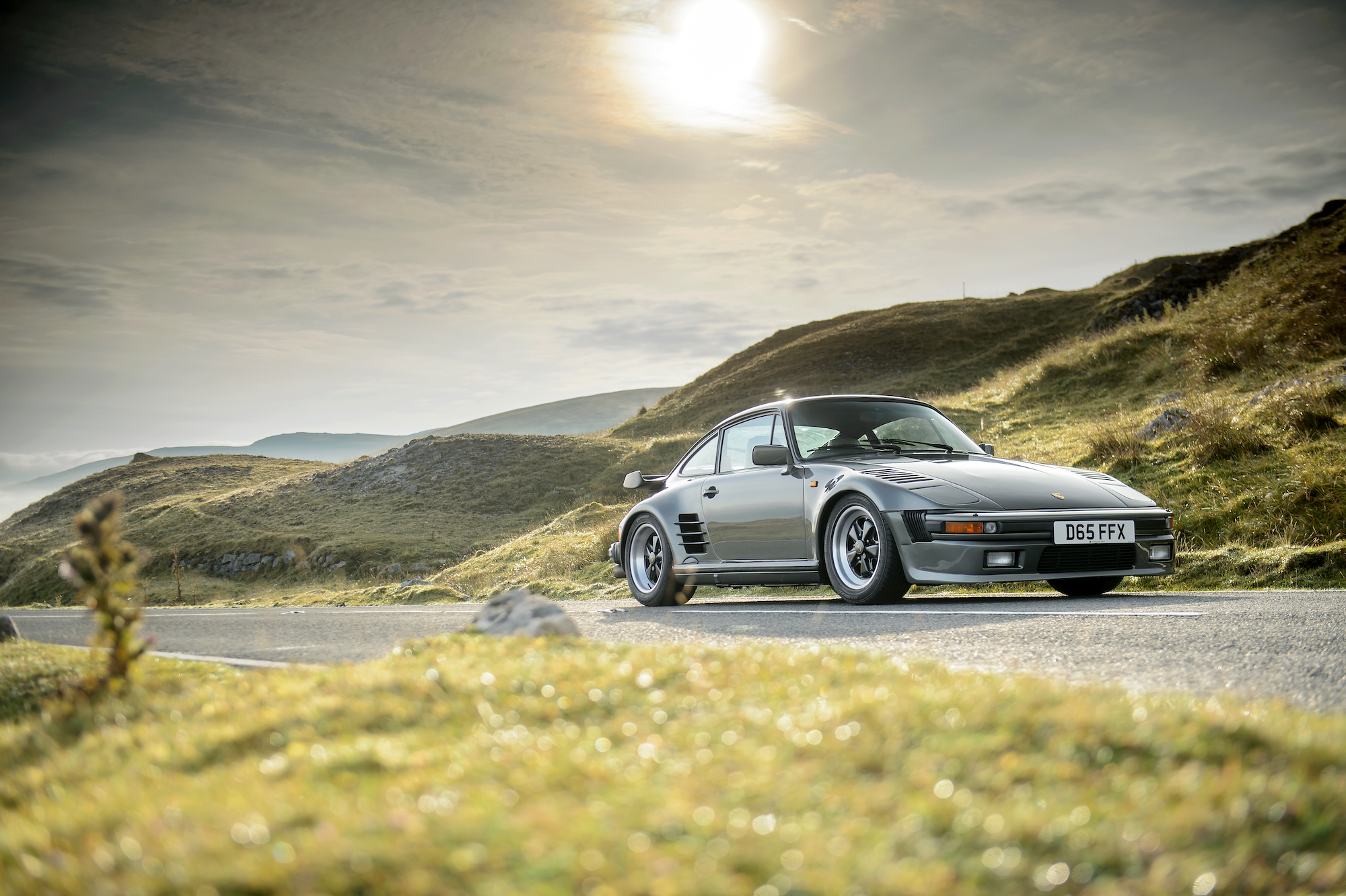 1986 PORSCHE 911 (930) TURBO 'FLACHBAU' CONVERSION