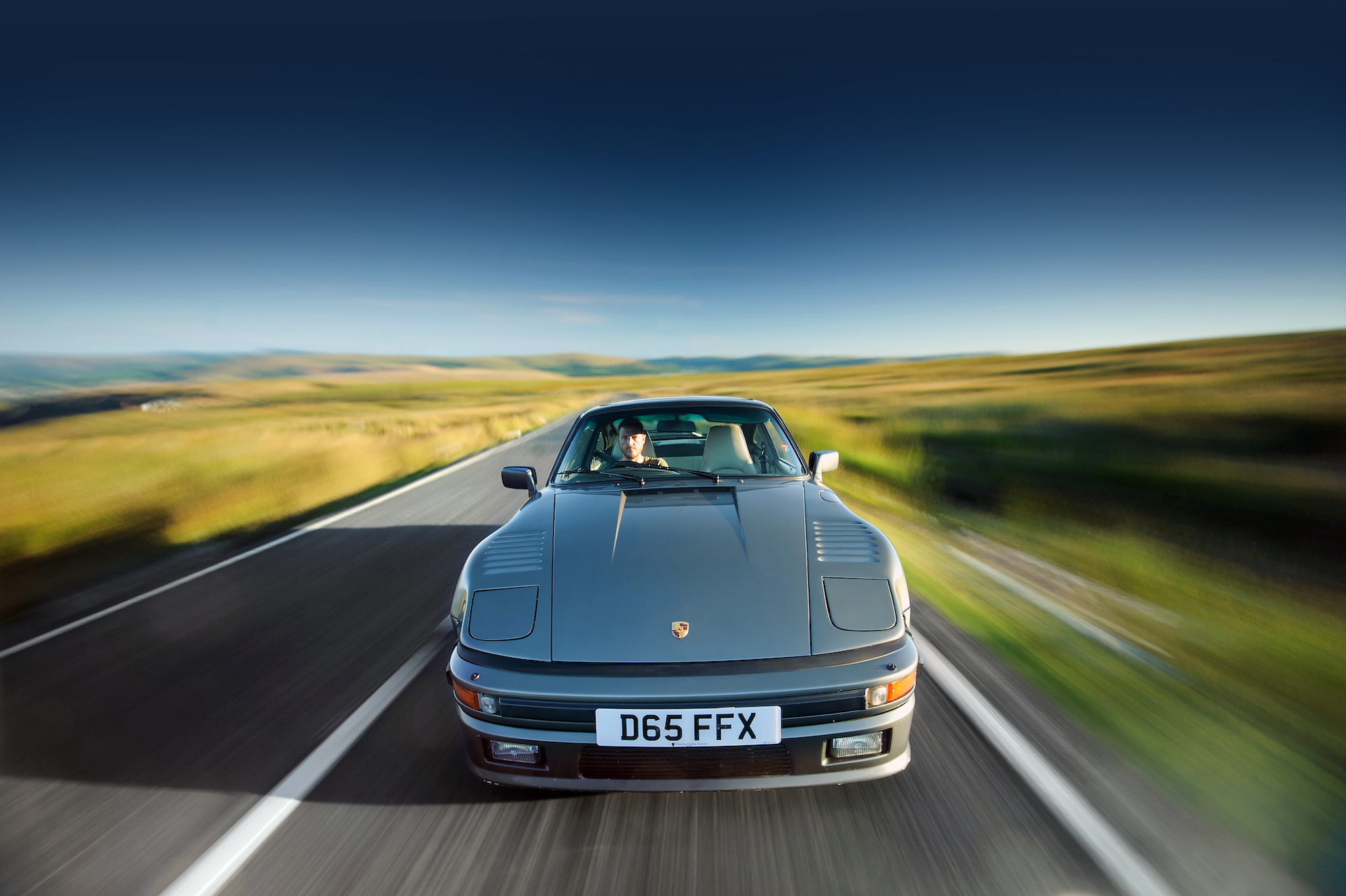 1986 PORSCHE 911 (930) TURBO 'FLACHBAU' CONVERSION