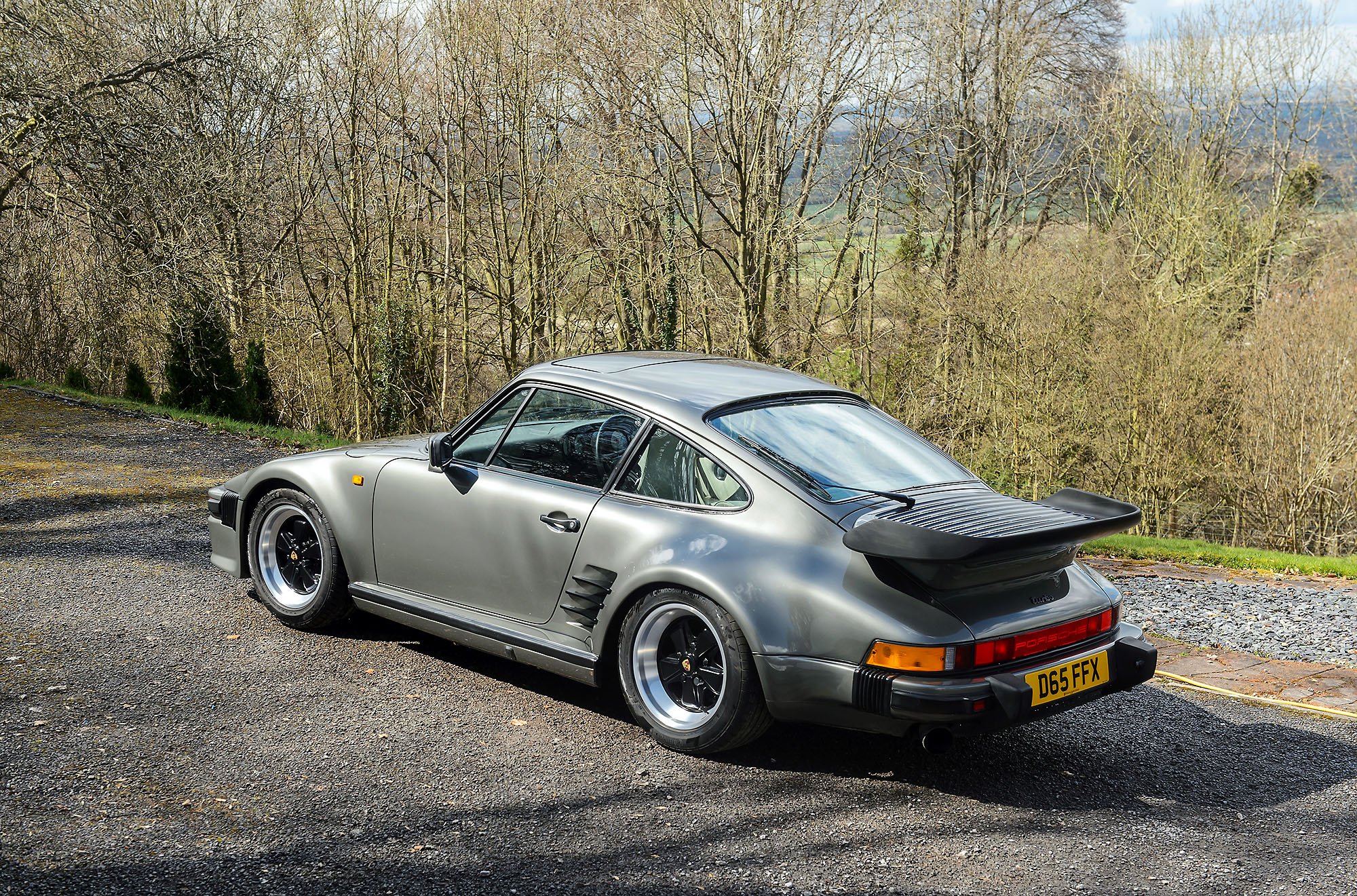 1986 PORSCHE 911 (930) TURBO 'FLACHBAU' CONVERSION
