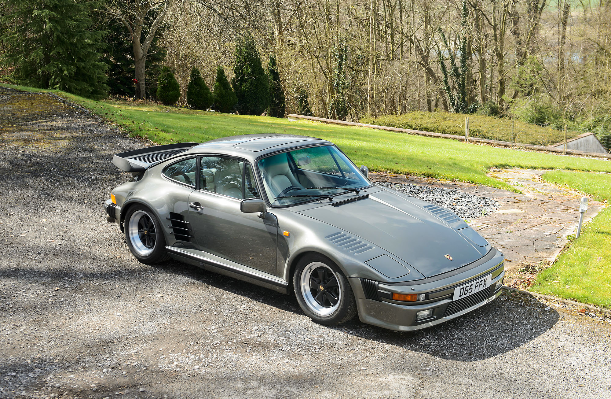 1986 PORSCHE 911 (930) TURBO 'FLACHBAU' CONVERSION