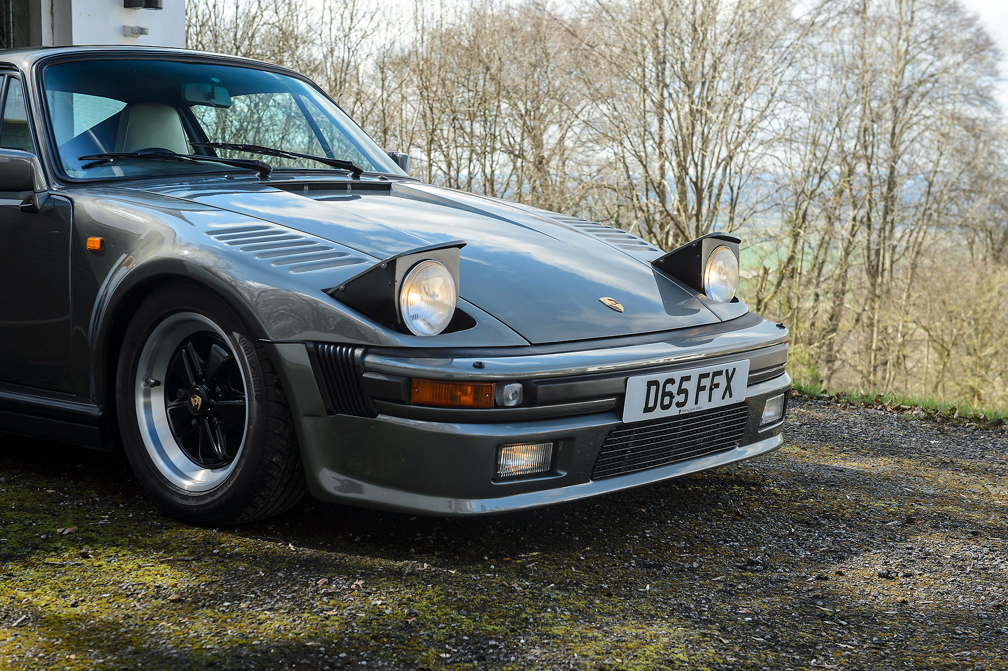 1986 PORSCHE 911 (930) TURBO 'FLACHBAU' CONVERSION