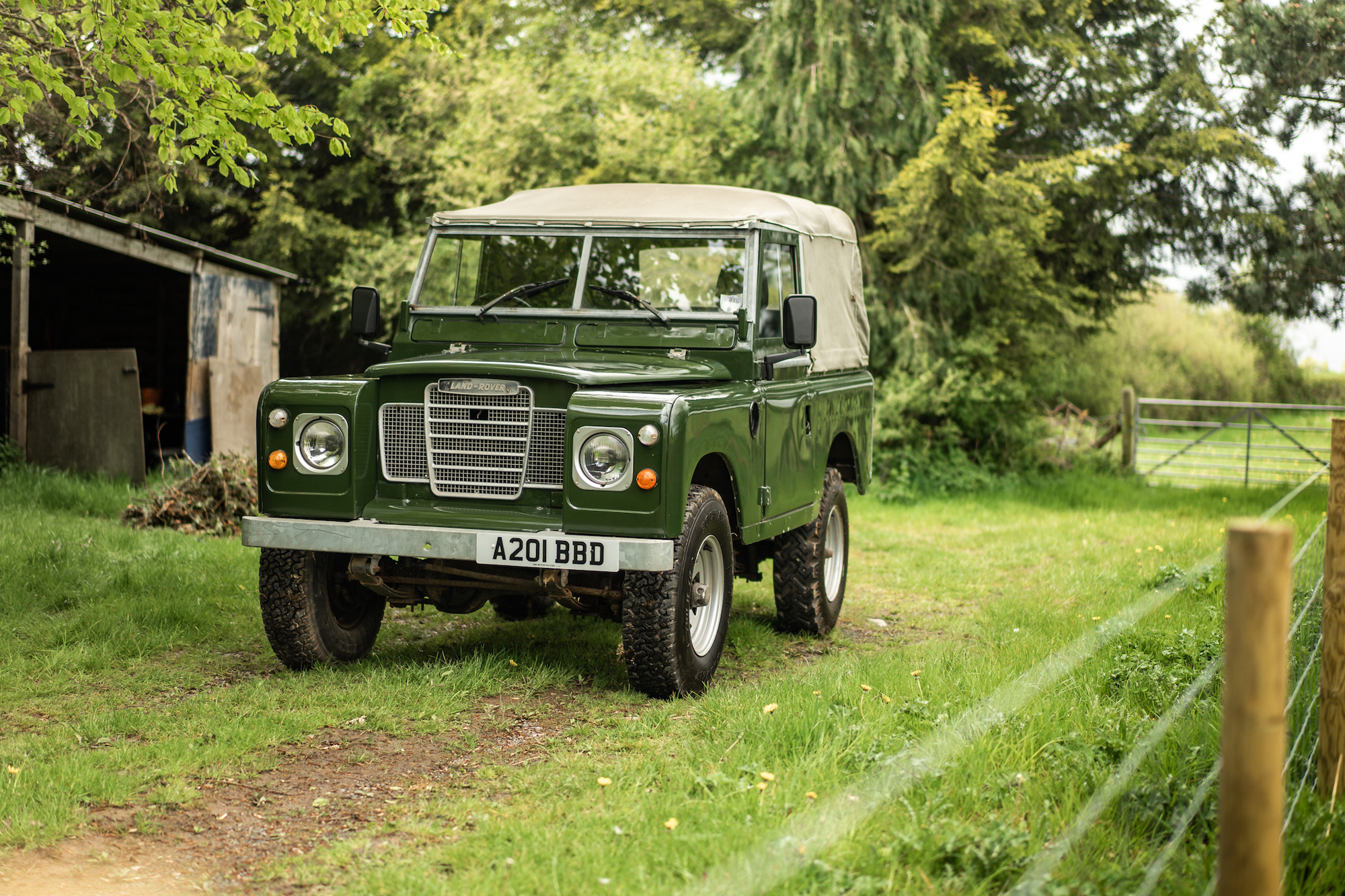 1983 LAND ROVER SERIES III 88"