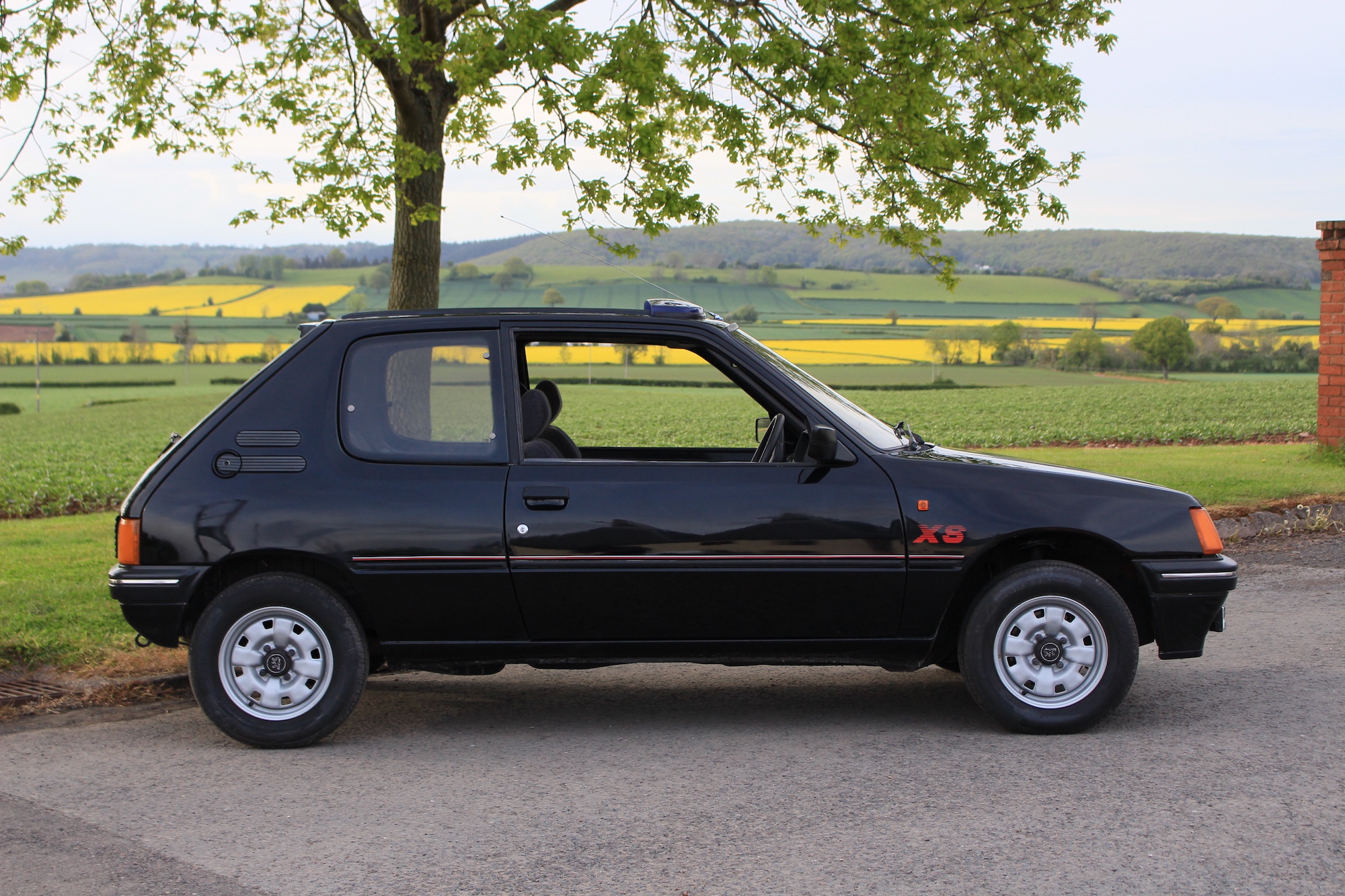 1987 PEUGEOT 205 XS - PHASE 1 for sale by auction in Hereford, United ...