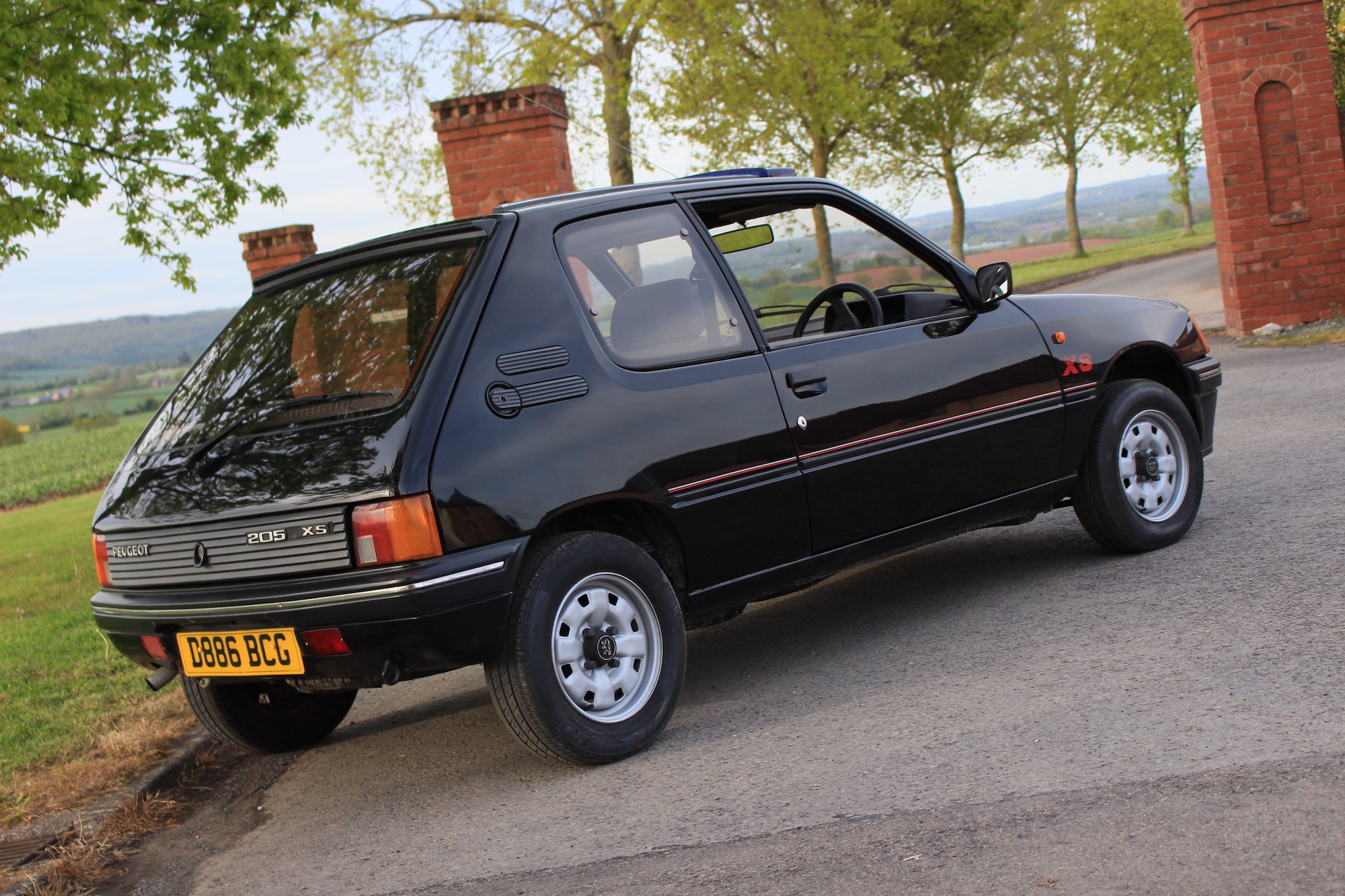 1987 PEUGEOT 205 XS - PHASE 1 for sale by auction in Hereford, United ...