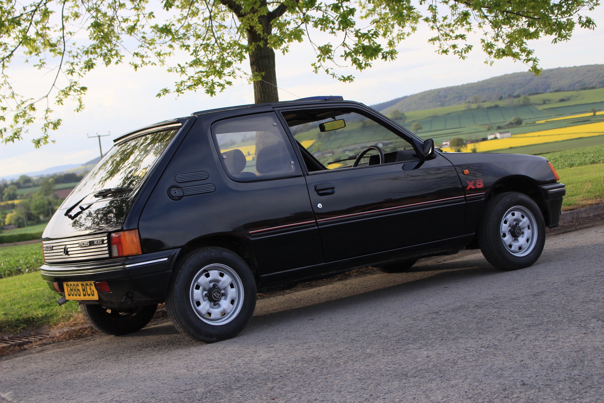 1987 PEUGEOT 205 XS - PHASE 1 for sale by auction in Hereford, United ...