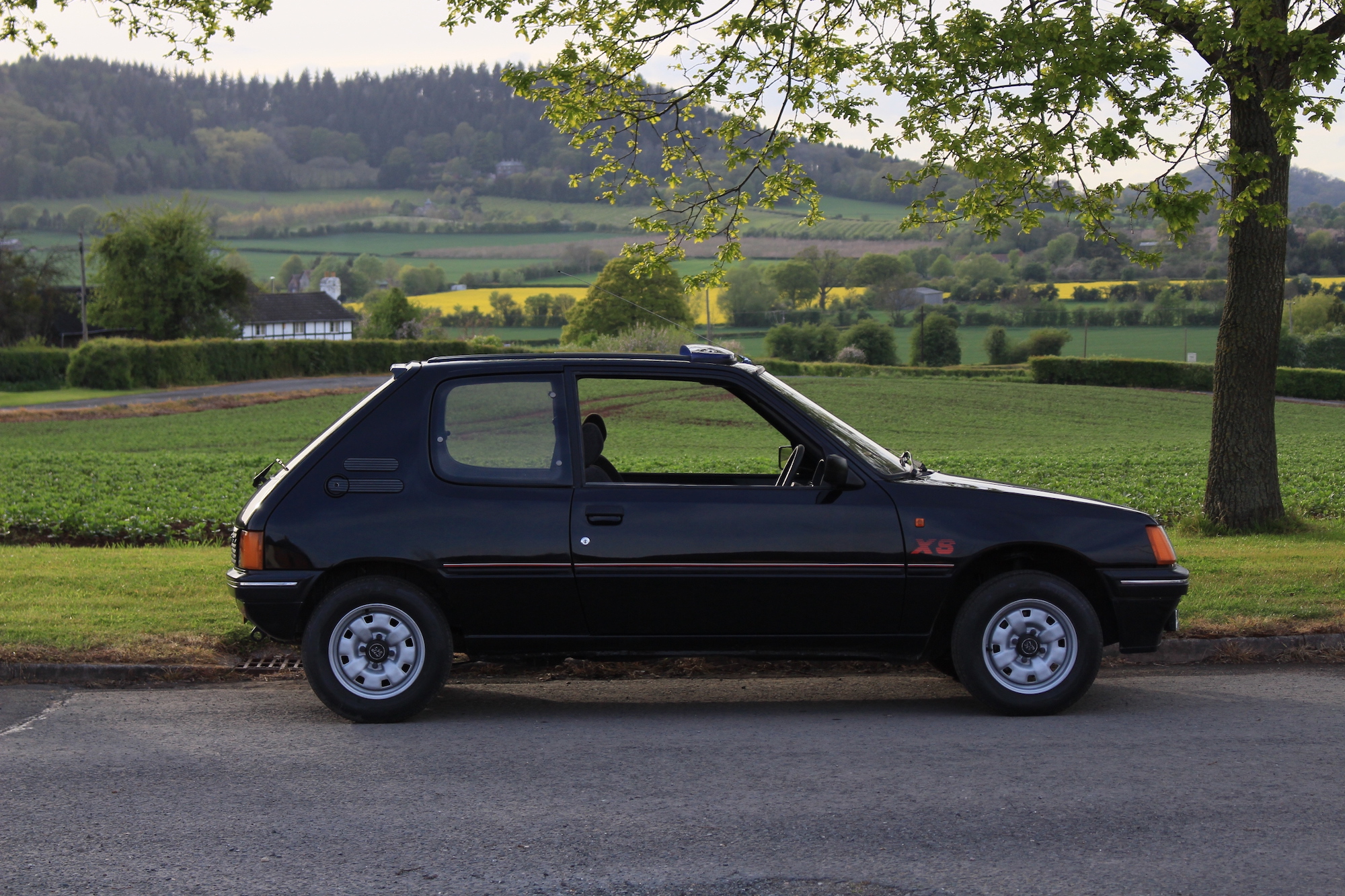 1987 PEUGEOT 205 XS - PHASE 1 for sale by auction in Hereford, United ...