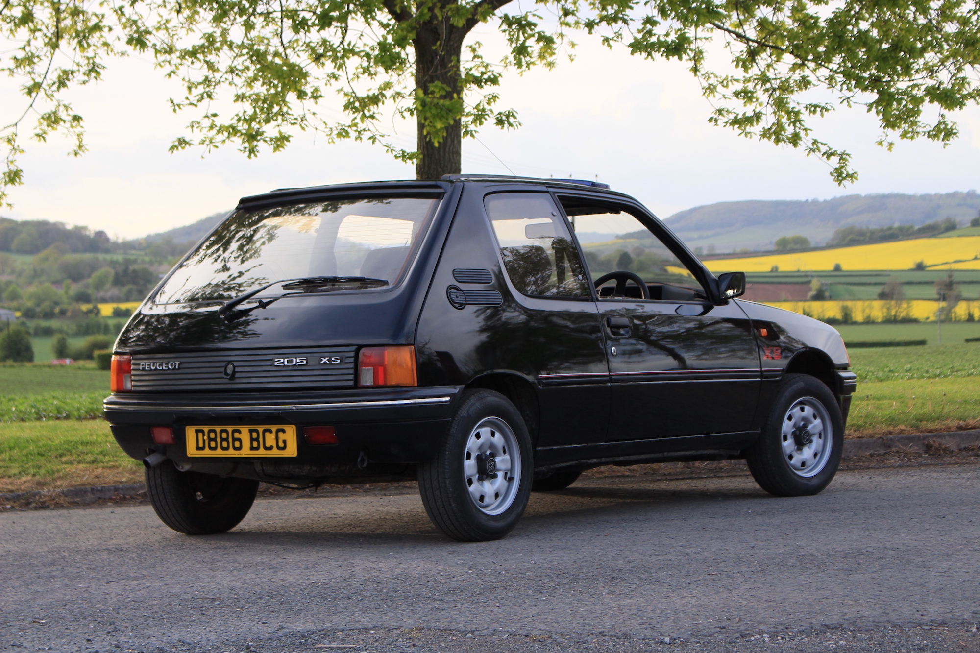 1987 PEUGEOT 205 XS - PHASE 1 for sale by auction in Hereford, United ...