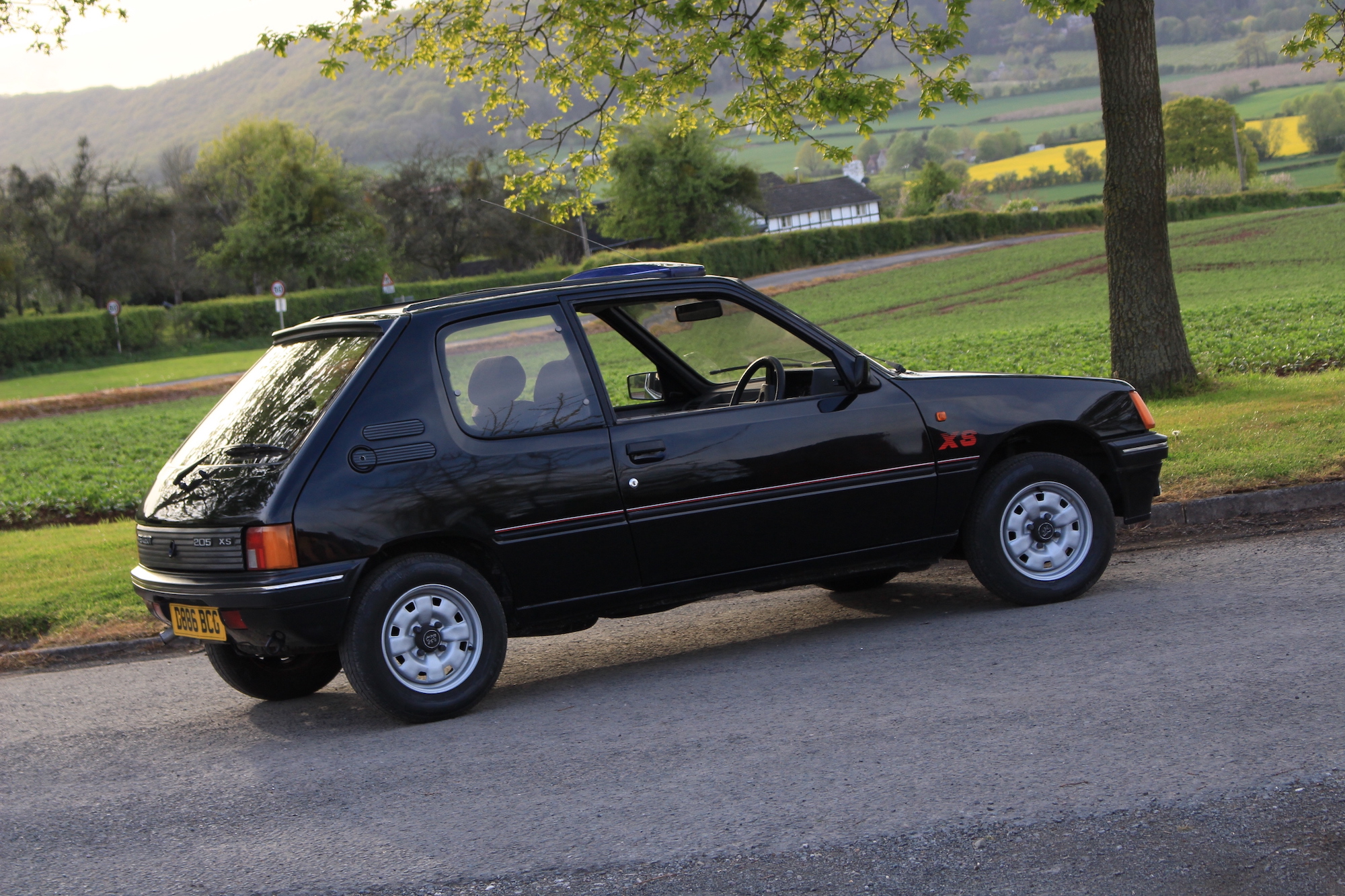 1987 PEUGEOT 205 XS - PHASE 1 for sale by auction in Hereford, United ...