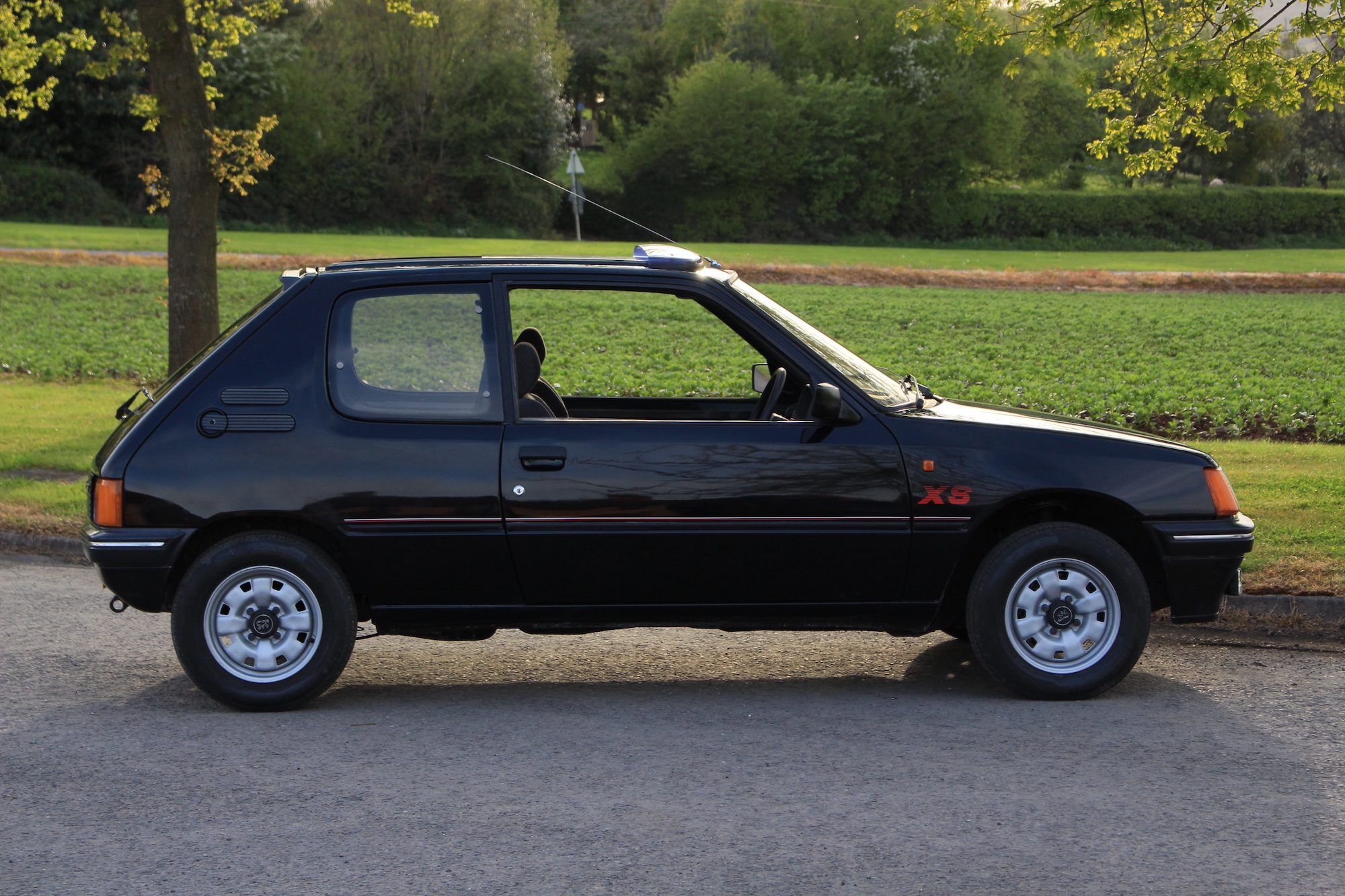1987 PEUGEOT 205 XS - PHASE 1 for sale by auction in Hereford, United ...