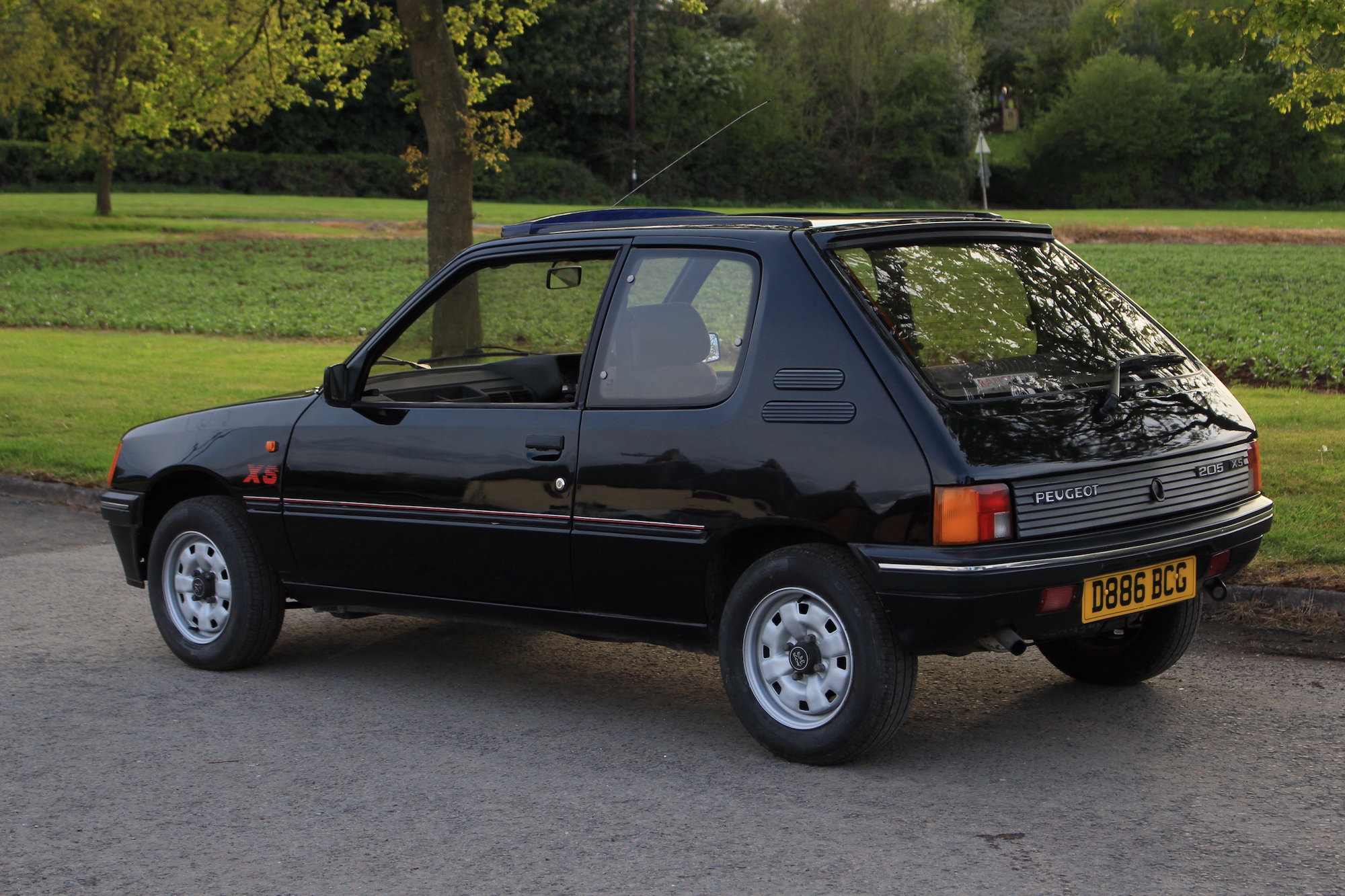 1987 PEUGEOT 205 XS - PHASE 1 for sale by auction in Hereford, United ...