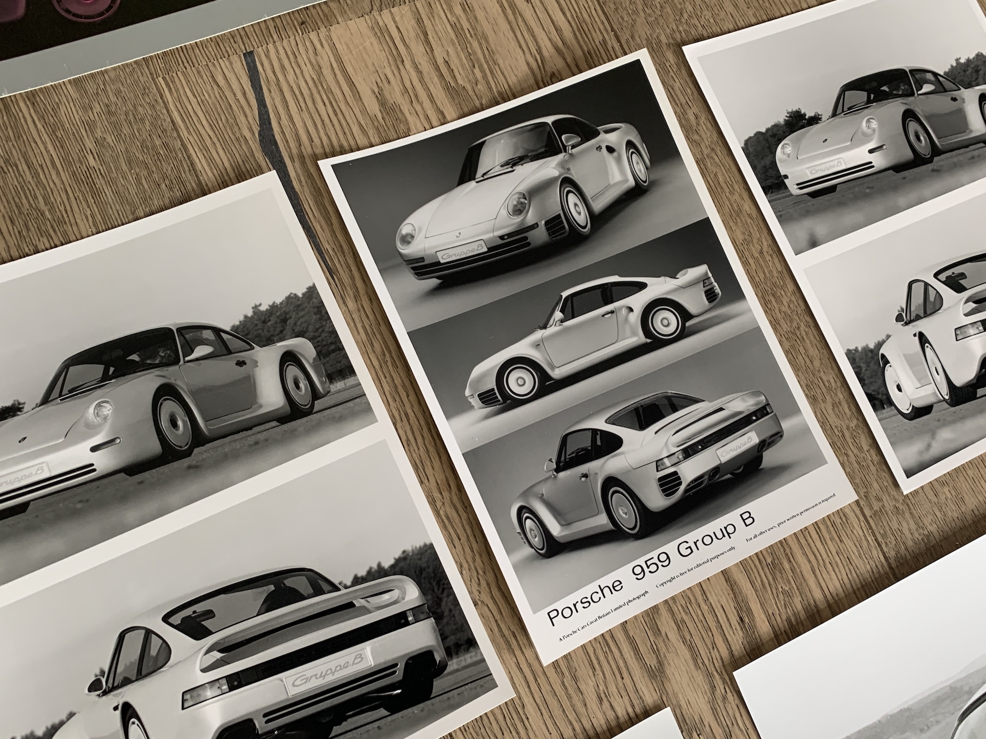 PORSCHE 959 FACTORY LITERATURE for sale by auction in Copenhagen, Denmark