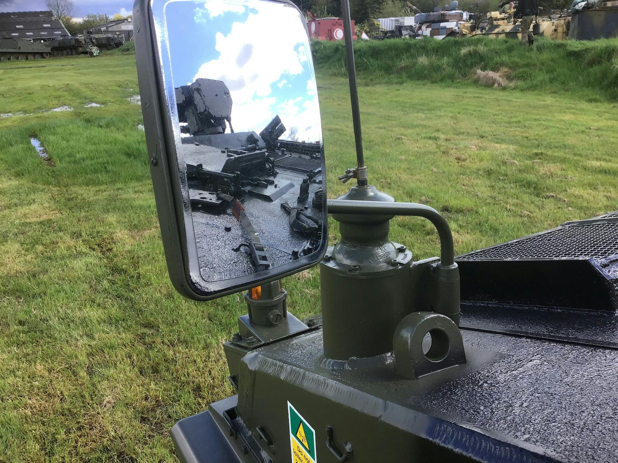 1996 ALVIS VICKERS CVRT STORMER - STARSTREAK MISSILE SYSTEM