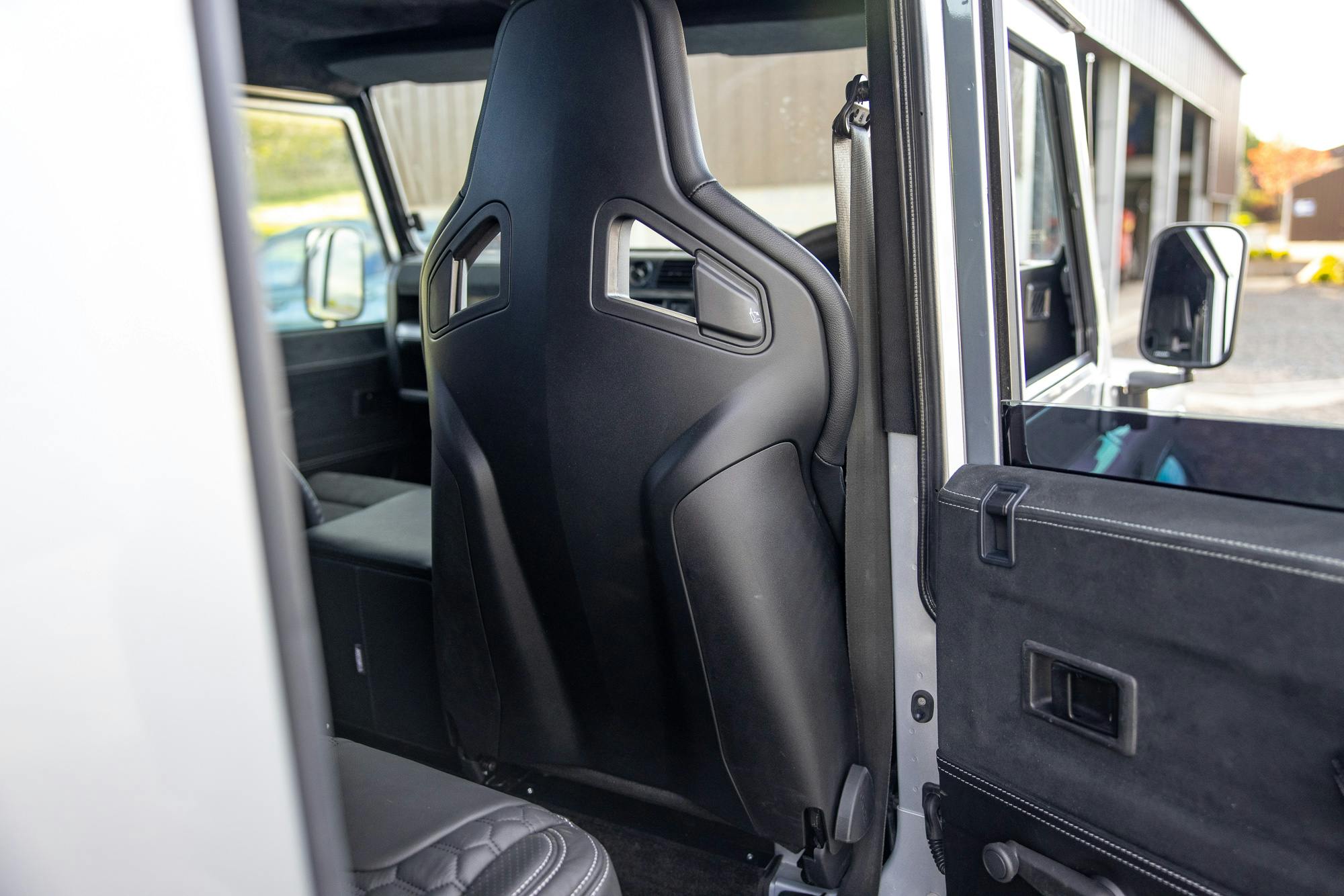 2012 LAND ROVER DEFENDER 110