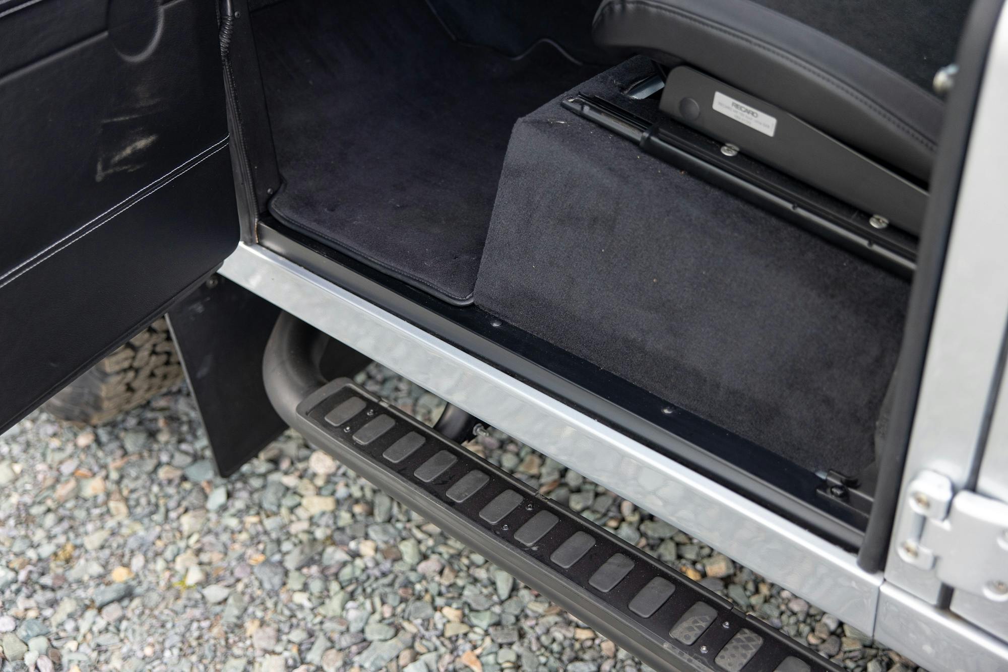 2012 LAND ROVER DEFENDER 110