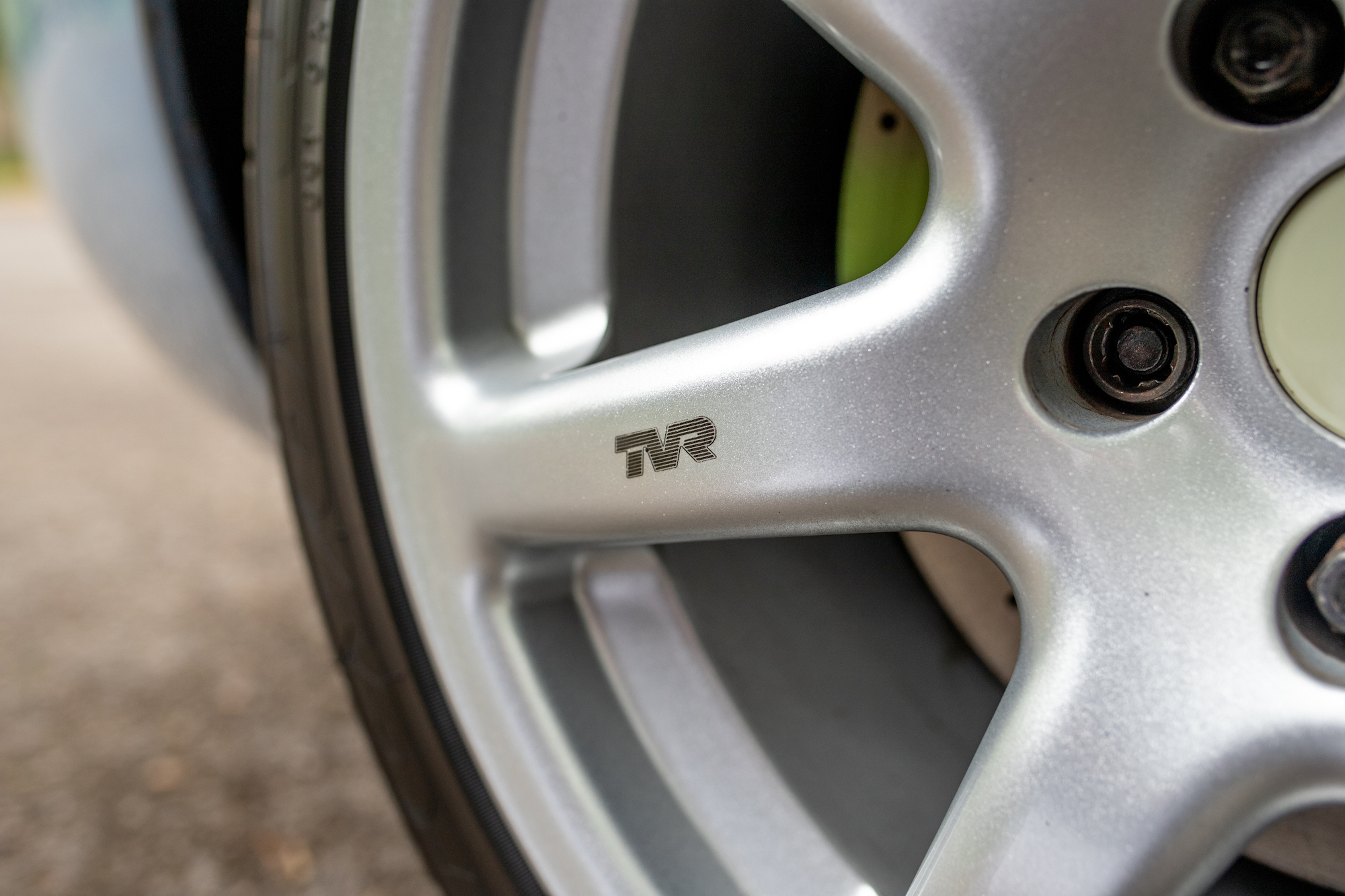 2000 TVR TUSCAN 4.0 RED ROSE