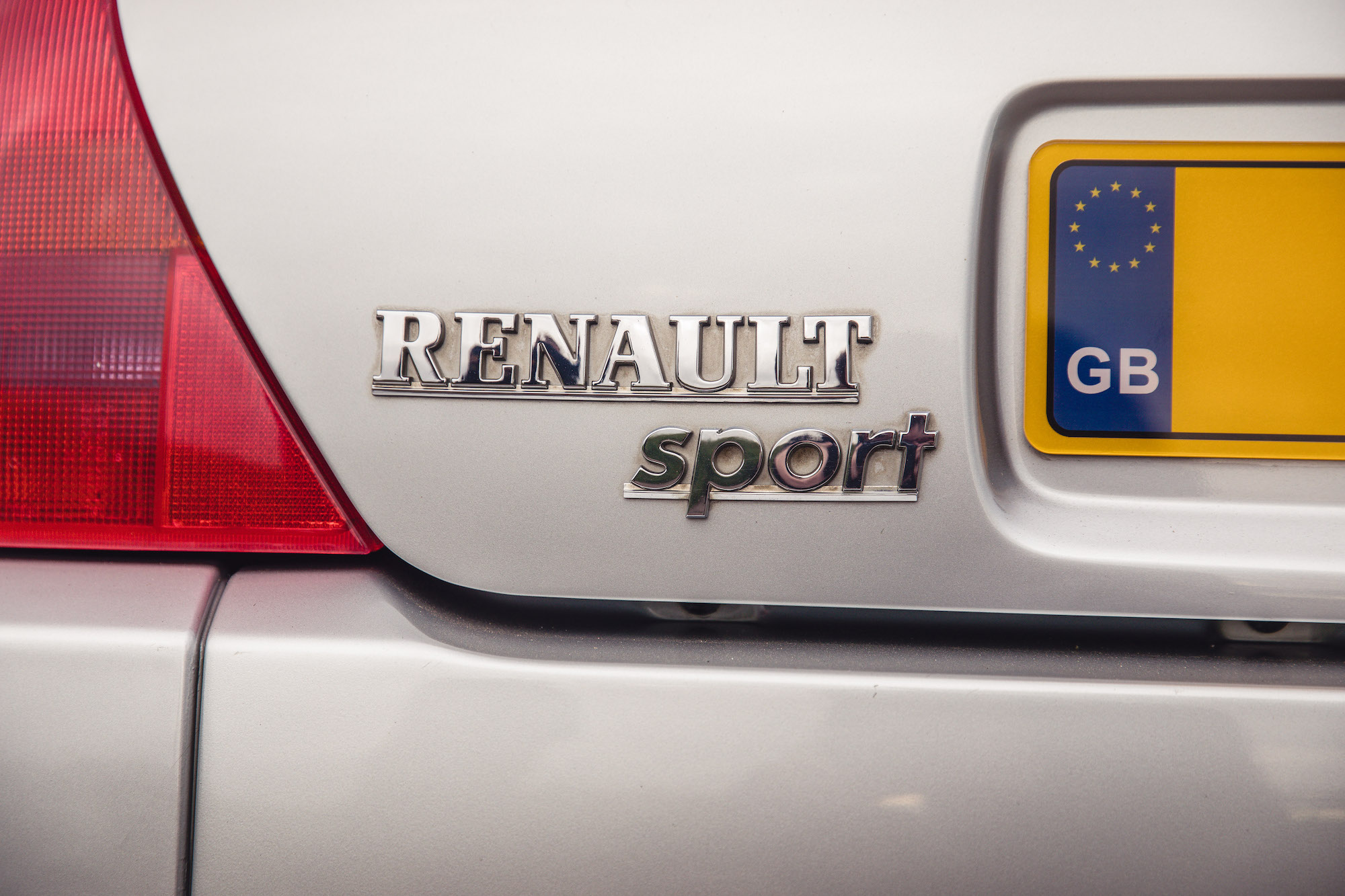 2002 RENAULT CLIO V6 PHASE 1