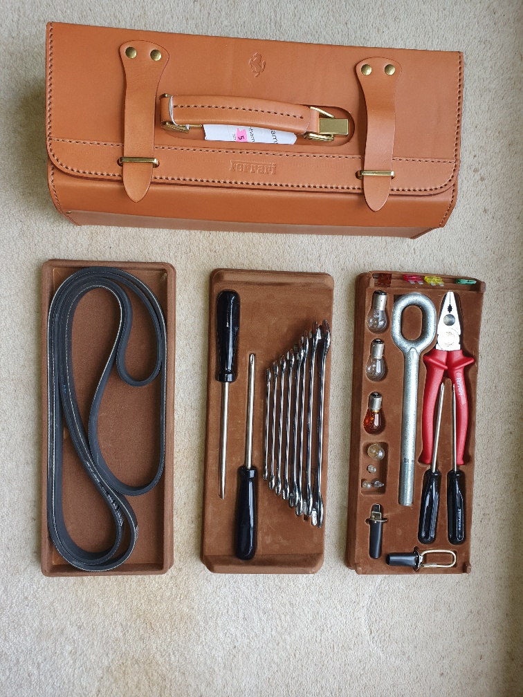 FERRARI F355 TOOL KIT