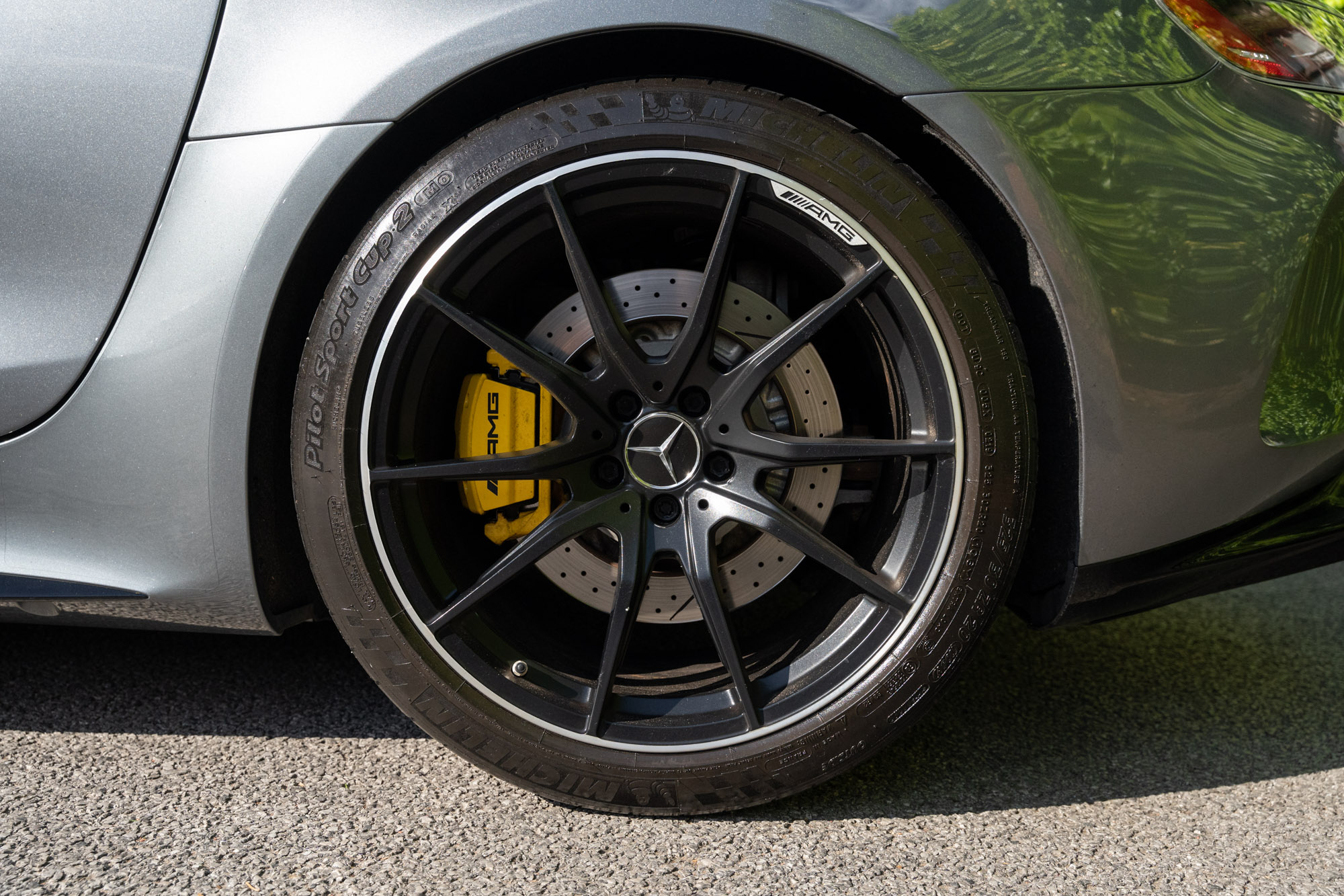 2019 MERCEDES-AMG GT R