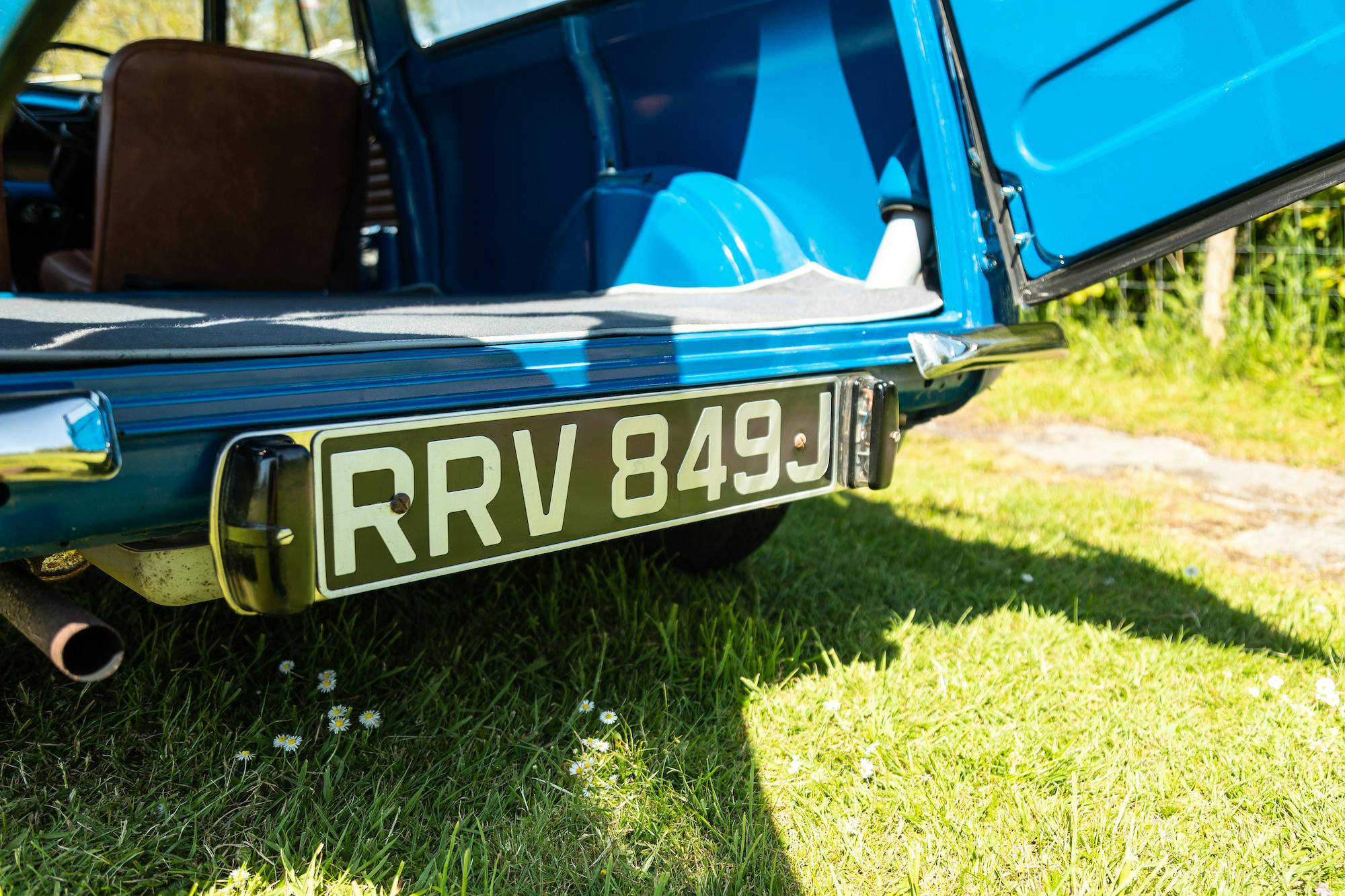 1971 MORRIS MINI VAN