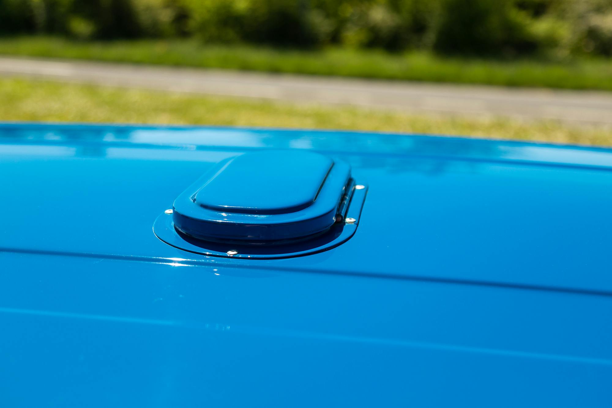 1971 MORRIS MINI VAN