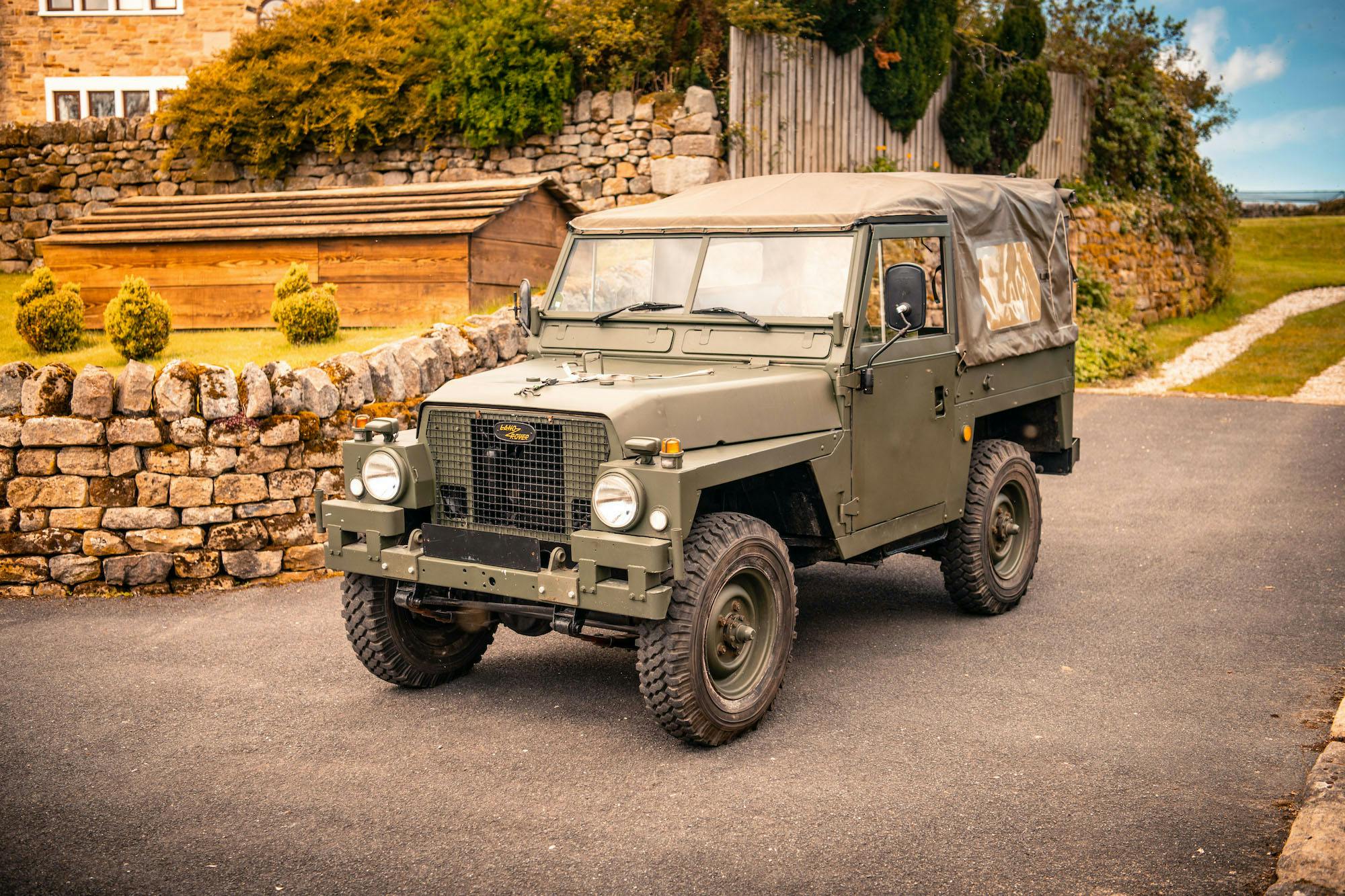 1977 LAND ROVER LIGHTWEIGHT SERIES III 88" HALF TON DUTCH ARMY