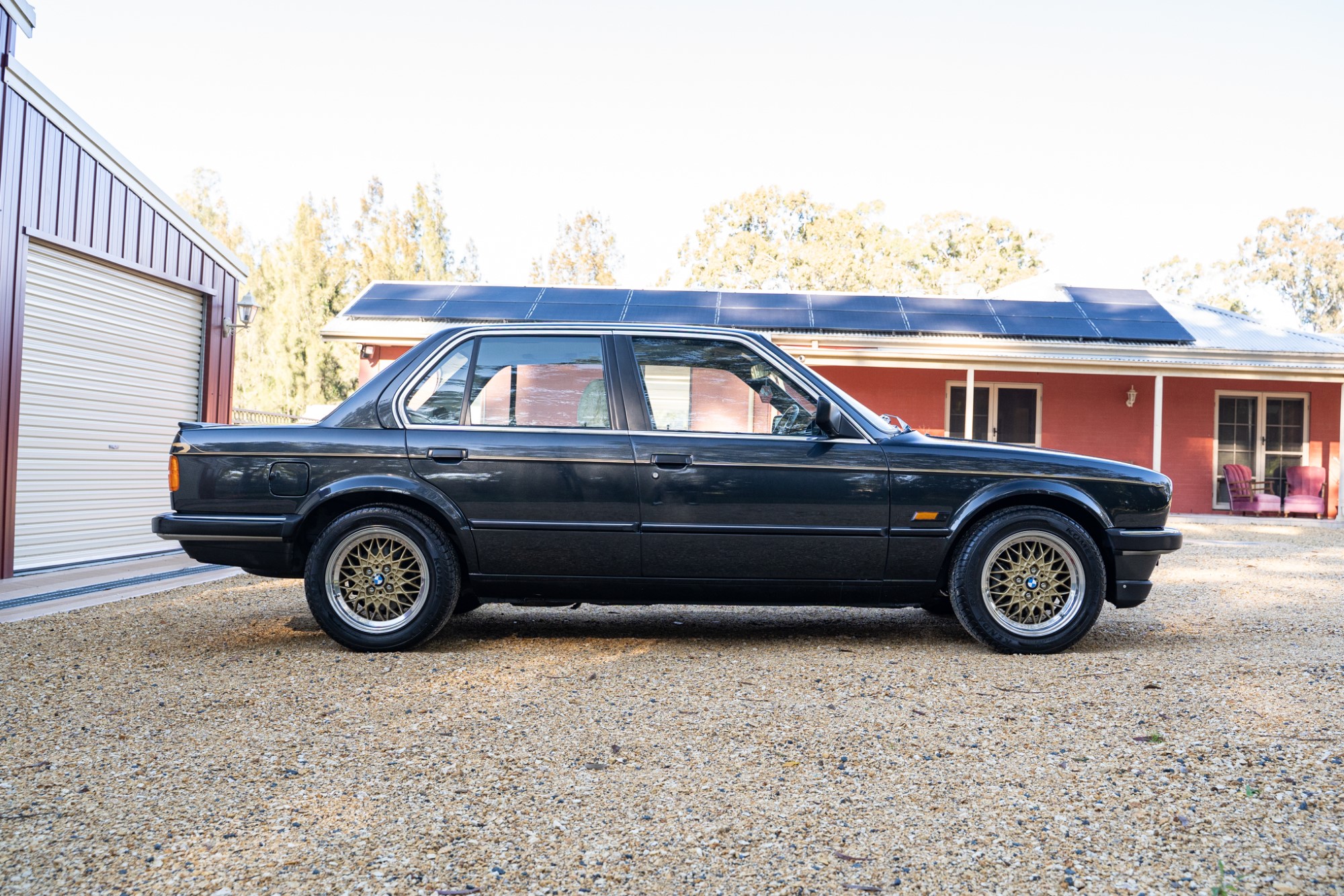 1985 BMW (E30) 323i