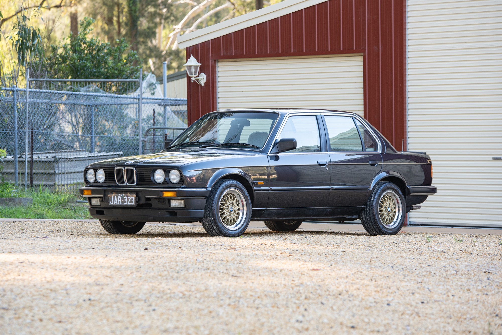 1985 BMW (E30) 323i
