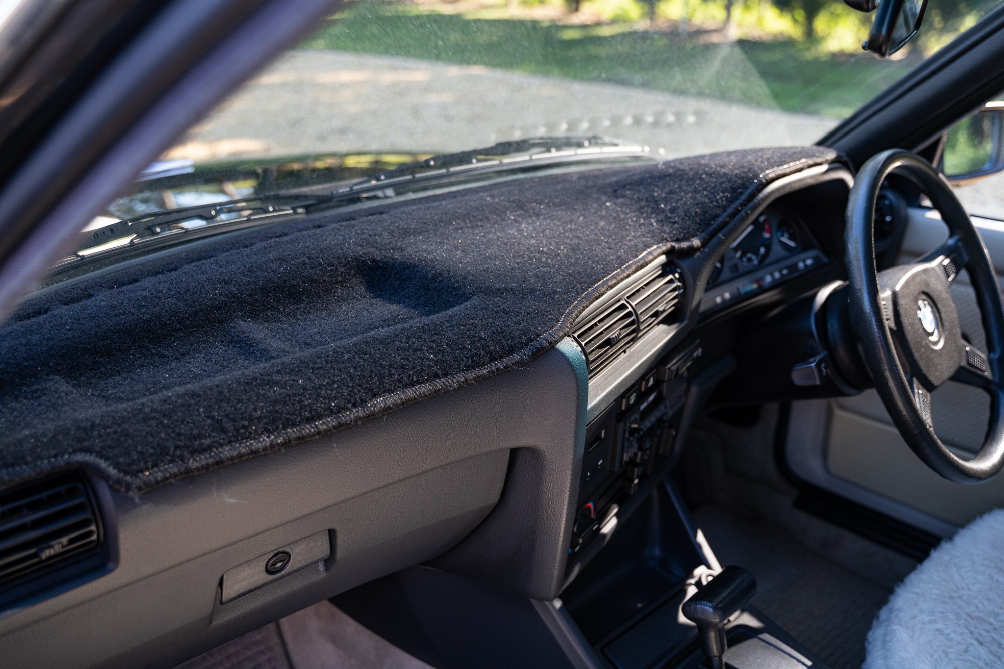 1985 BMW (E30) 323i