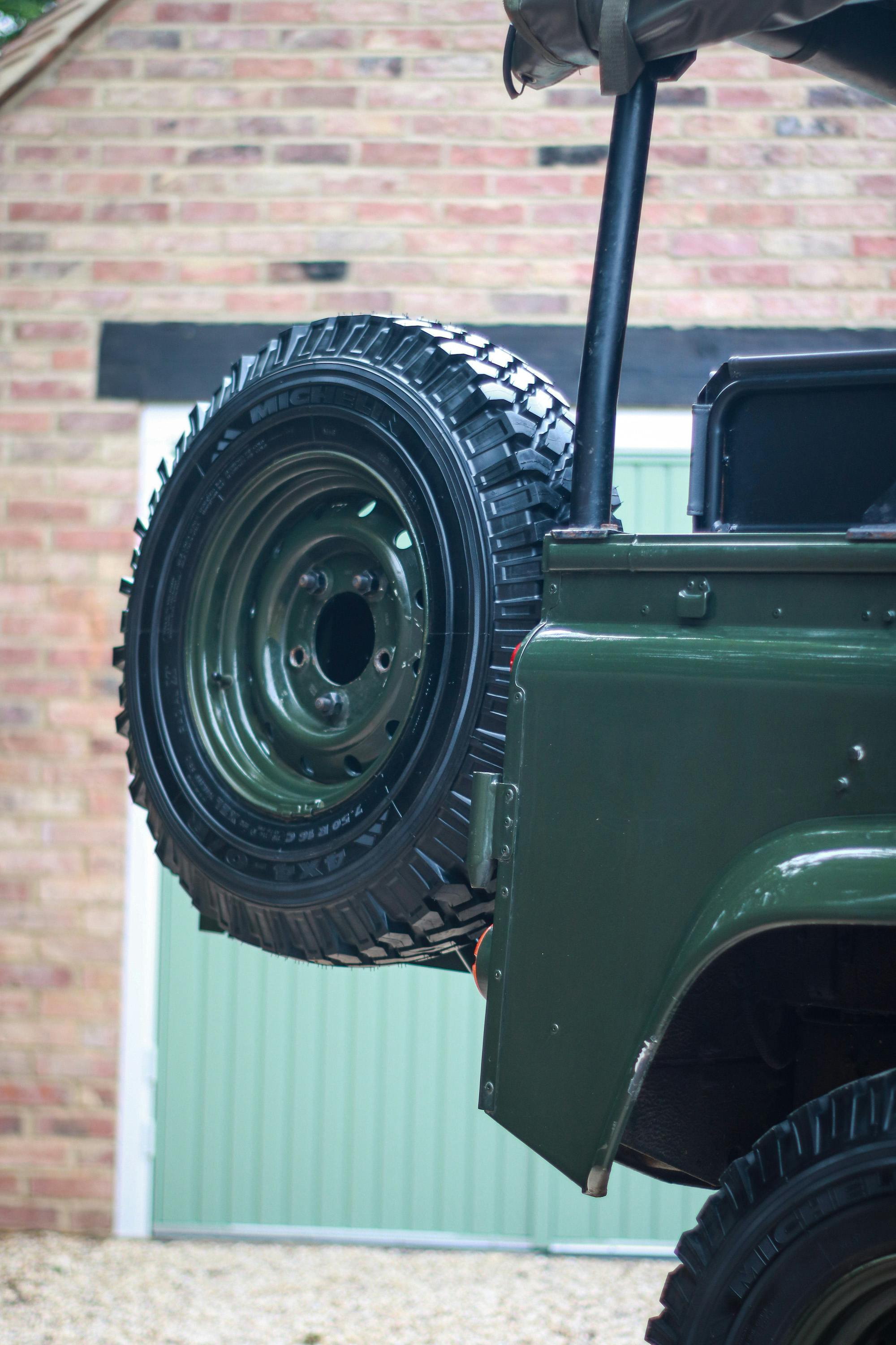 1997 LAND ROVER DEFENDER 90 WOLF 300 TDI