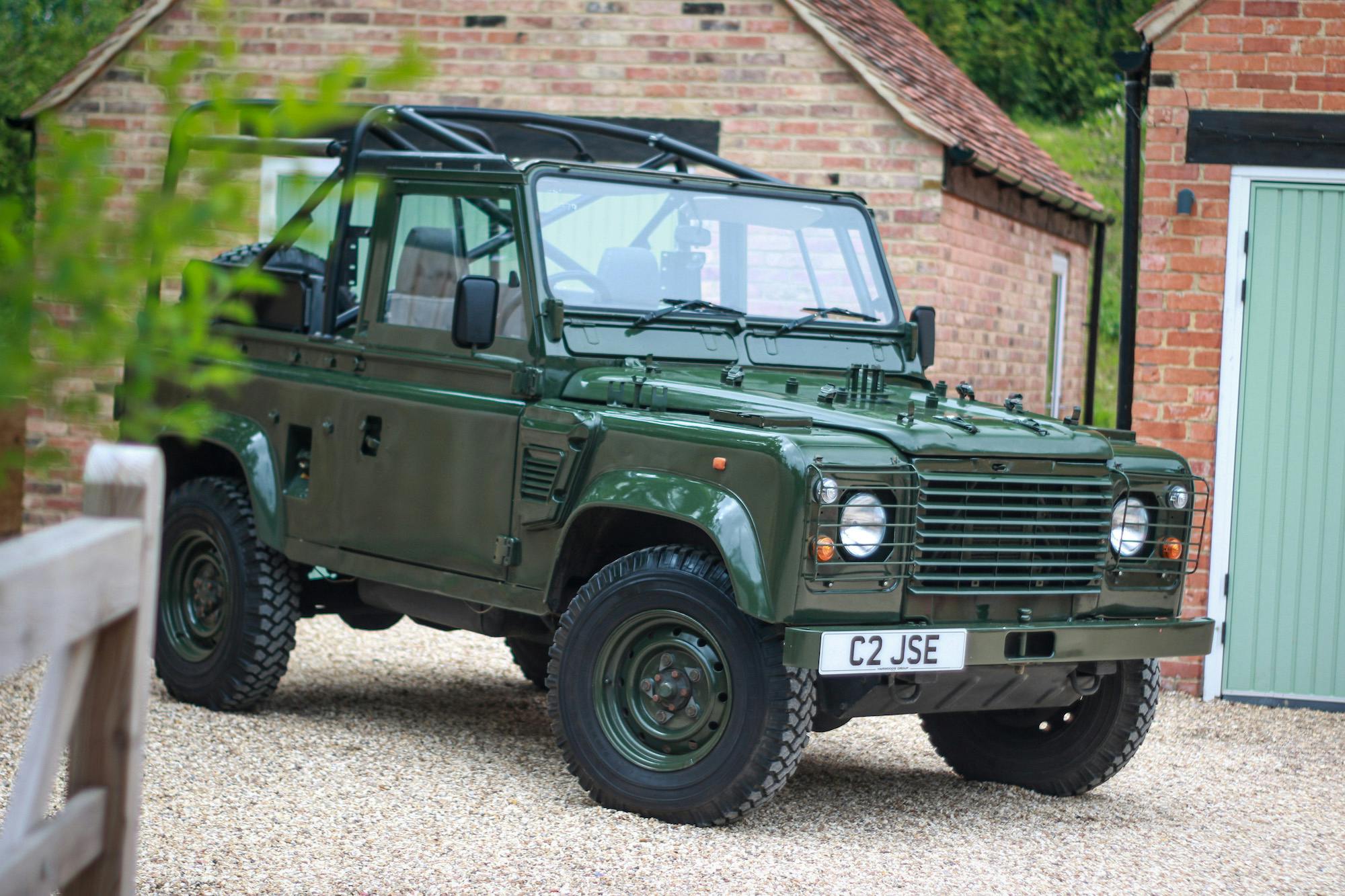 1997 LAND ROVER DEFENDER 90 WOLF 300 TDI
