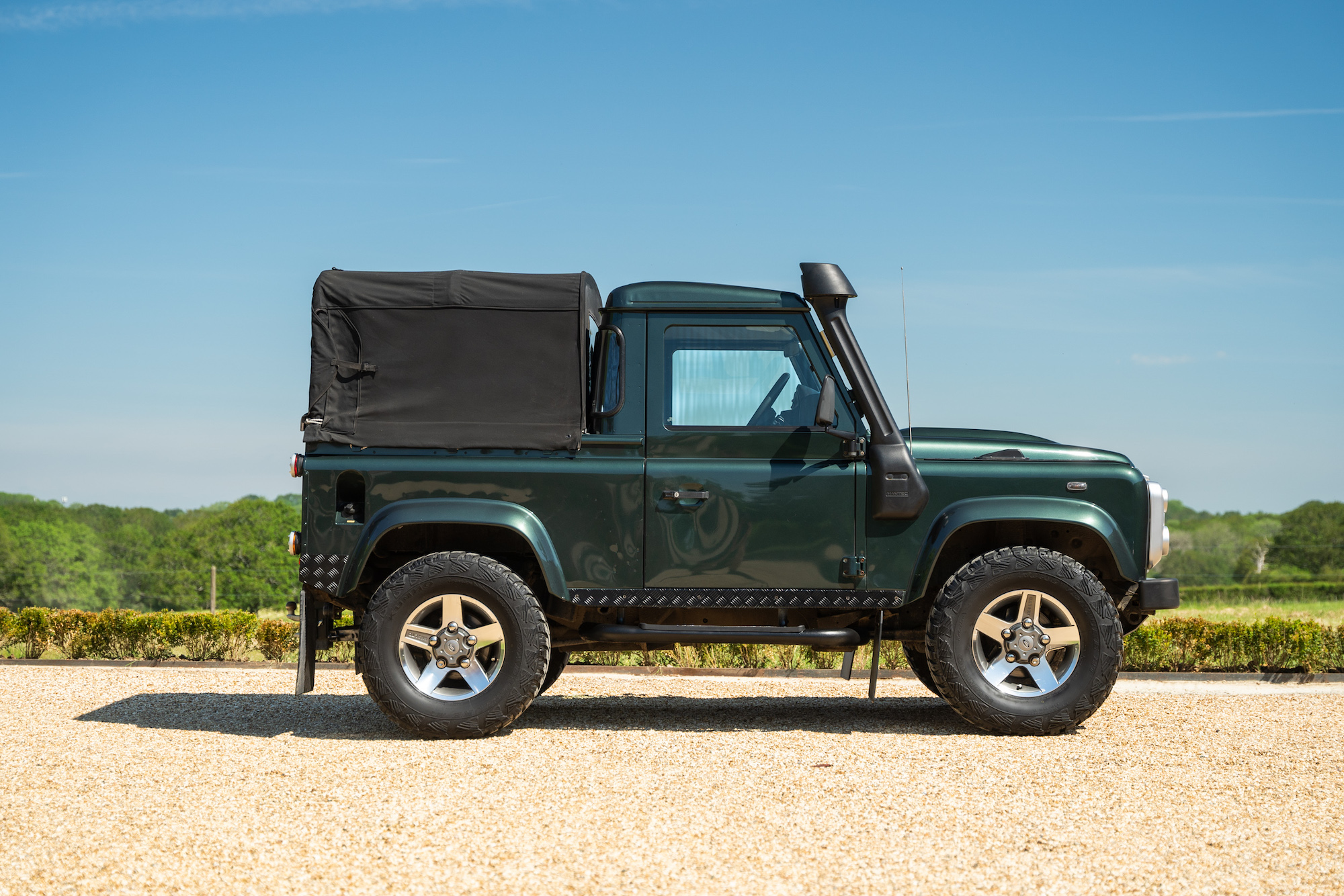 2009 LAND ROVER DEFENDER 90 PICK UP