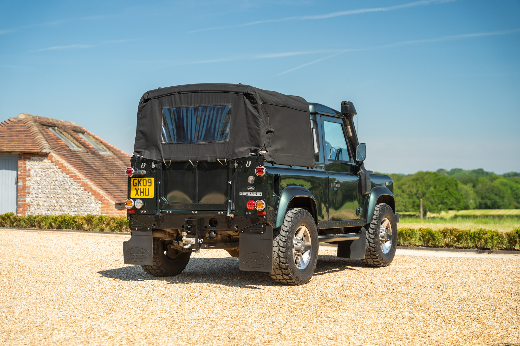 2009 LAND ROVER DEFENDER 90 PICK UP for sale by auction in Lewes, West ...