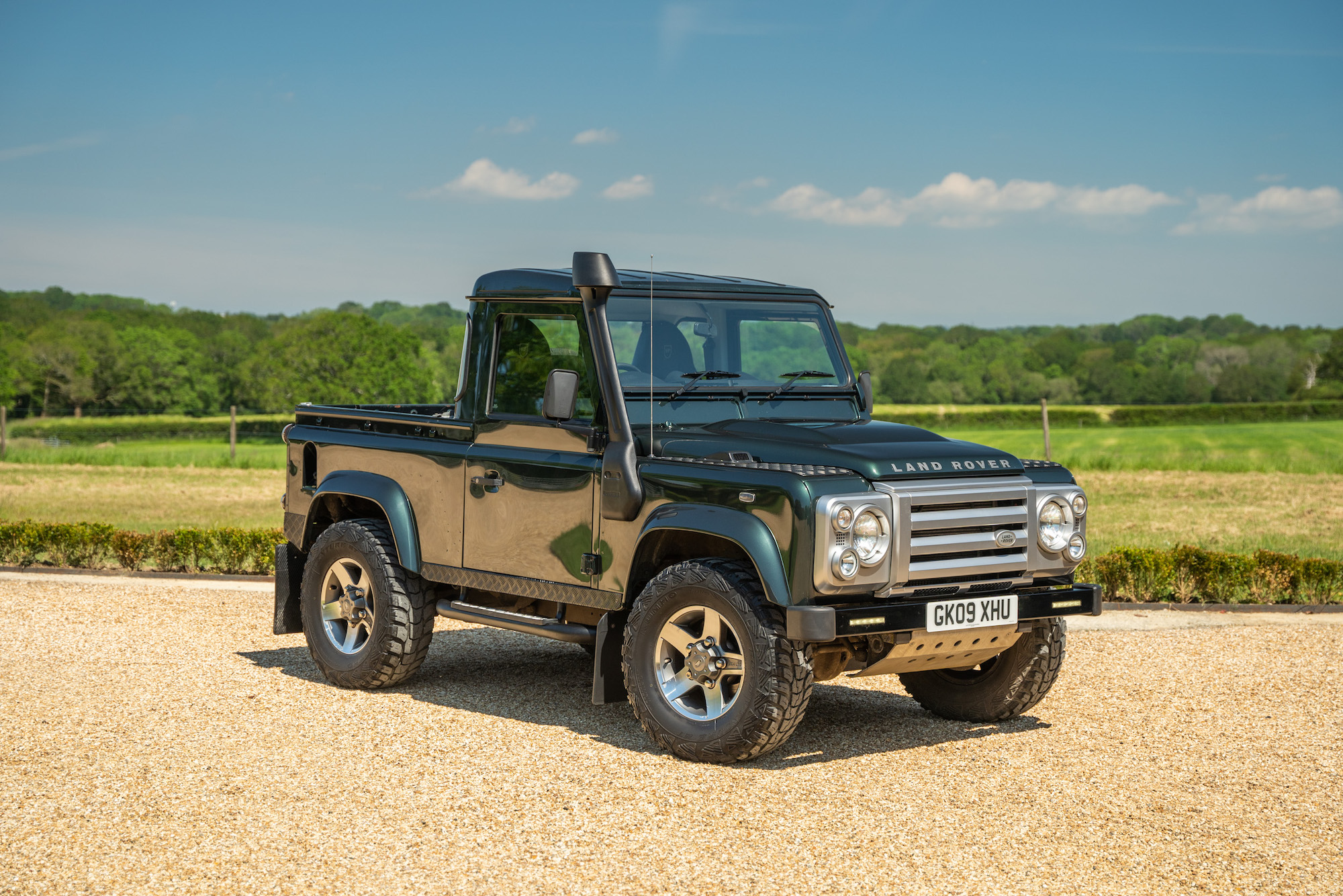 2009 LAND ROVER DEFENDER 90 PICK UP for sale by auction in Lewes, West ...
